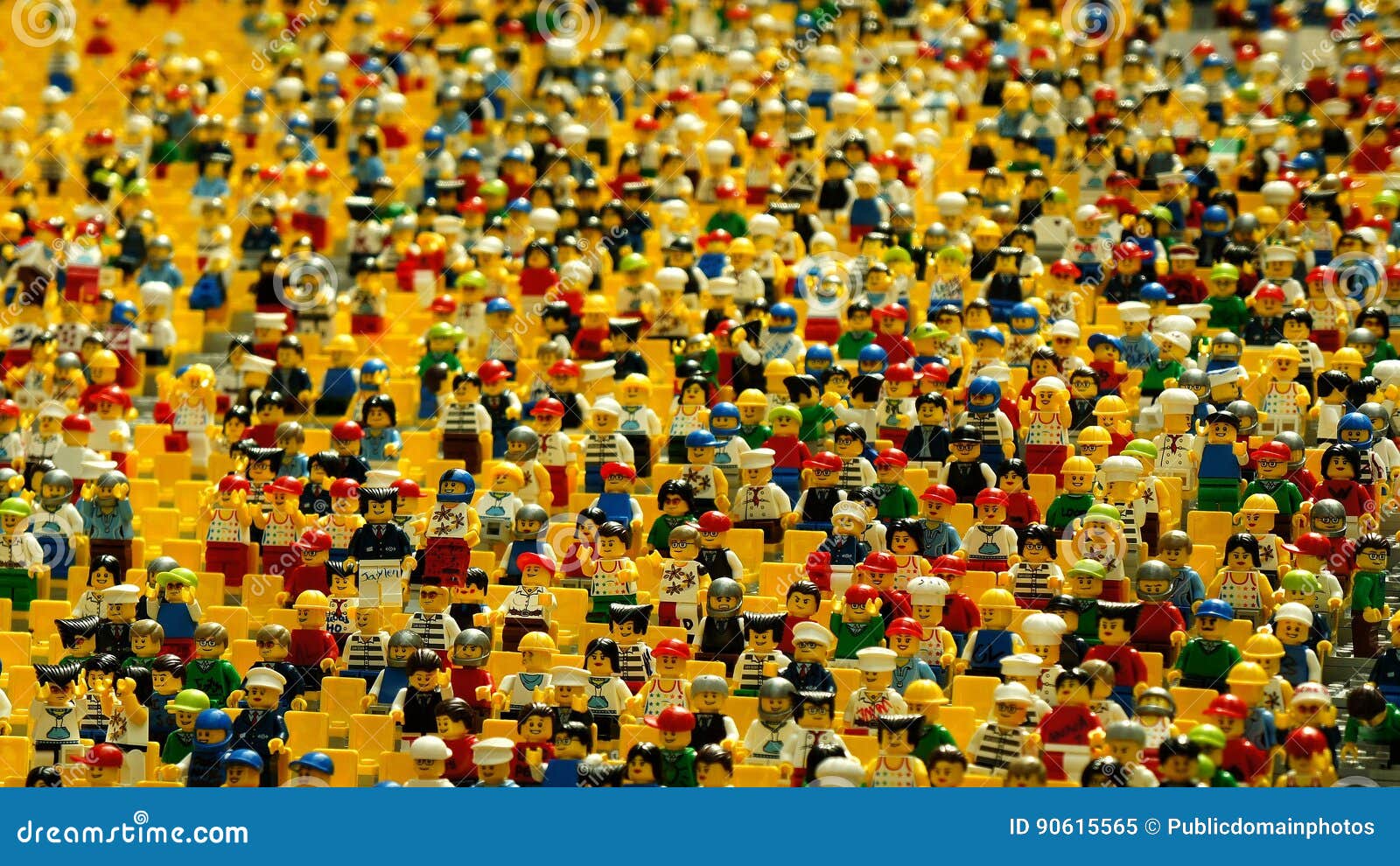 Yellow, Crowd, Recreation, Audience Picture. Image: 90615565