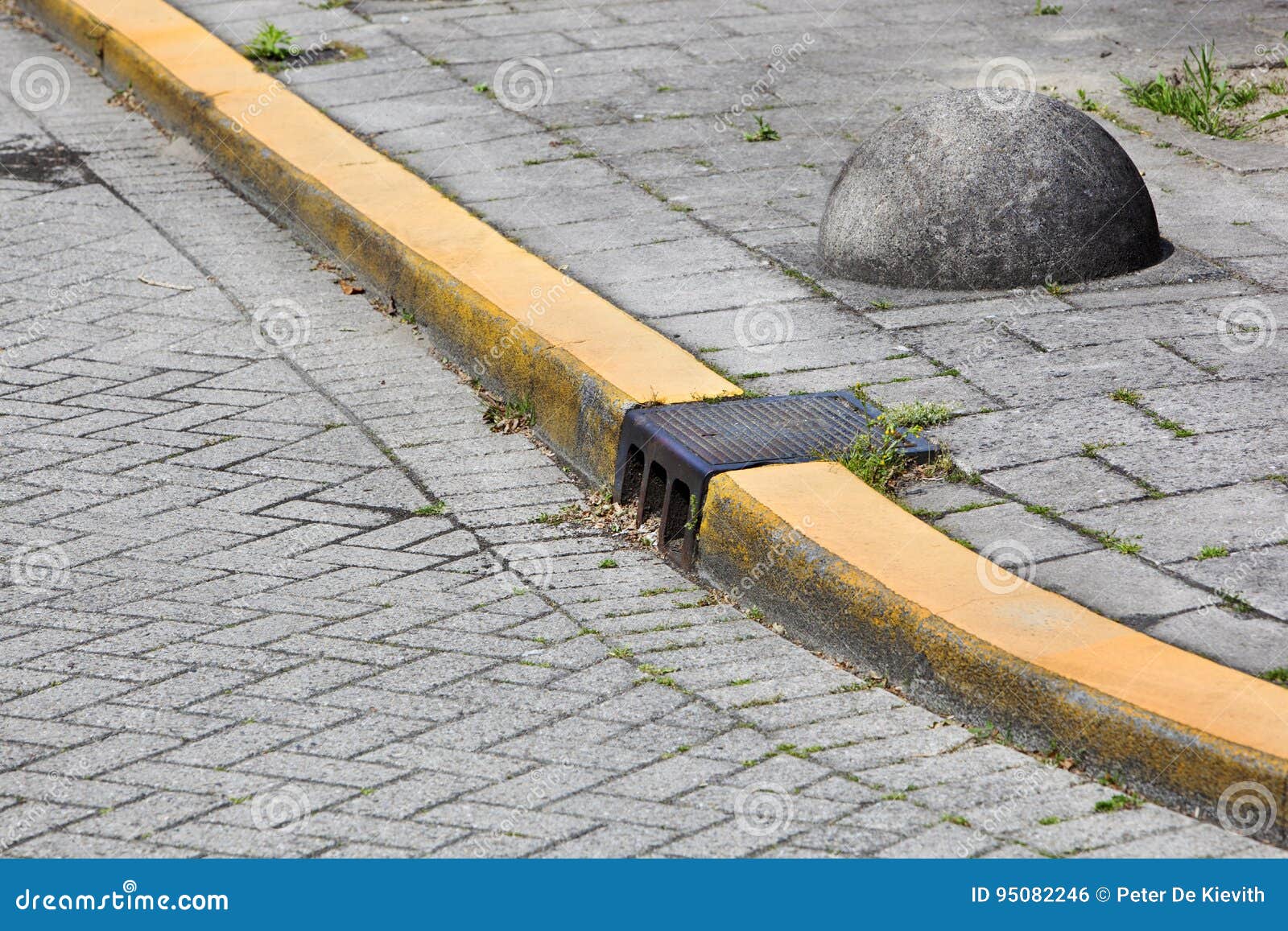 Yellow curb and obstacle stock photo. Image of forbidden - 95082246