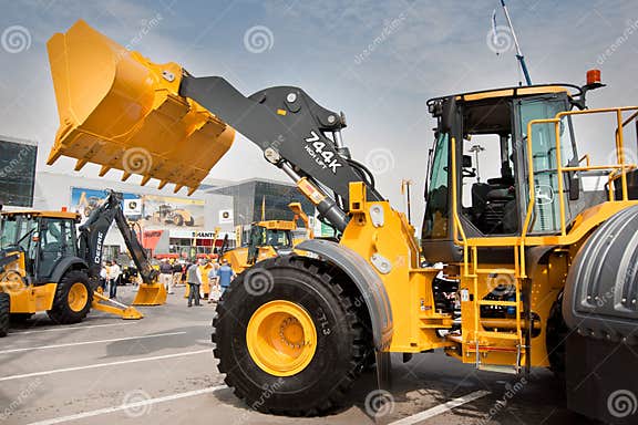Yellow Diesel Front End Loader Editorial Stock Image - Image of black ...