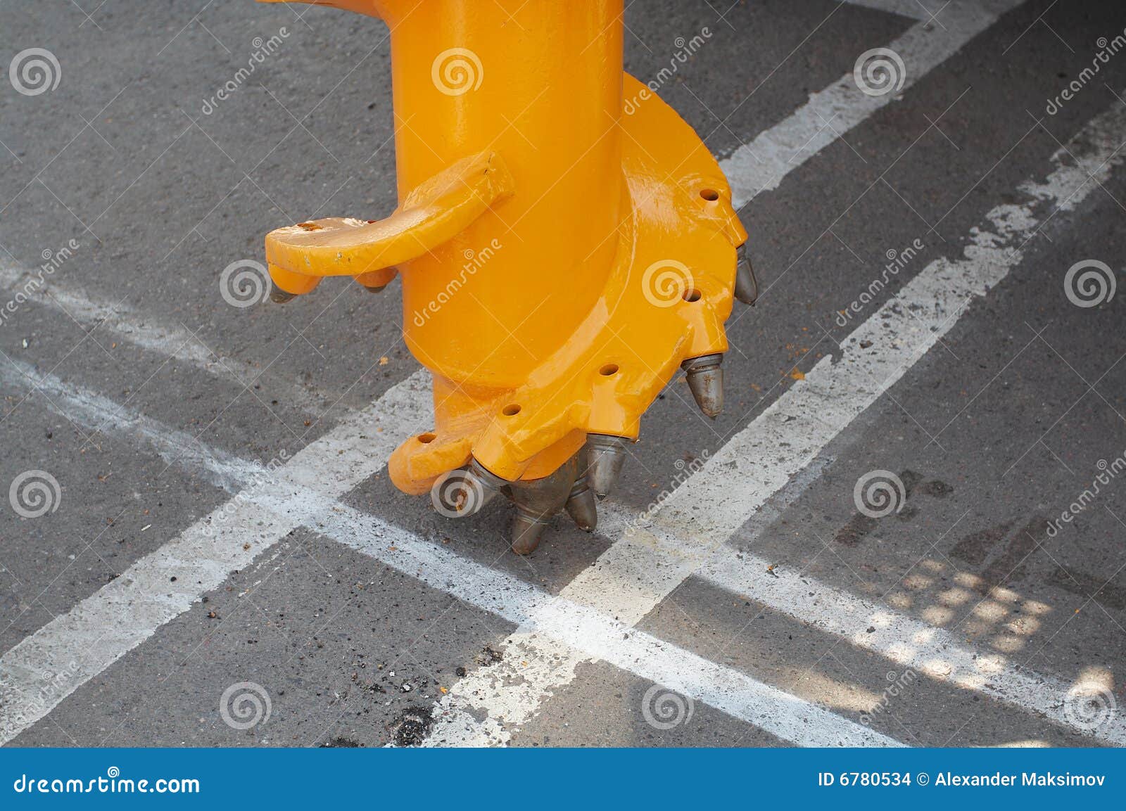 Yellow drilling rig stock photo. Image of energy, equipment - 6780534
