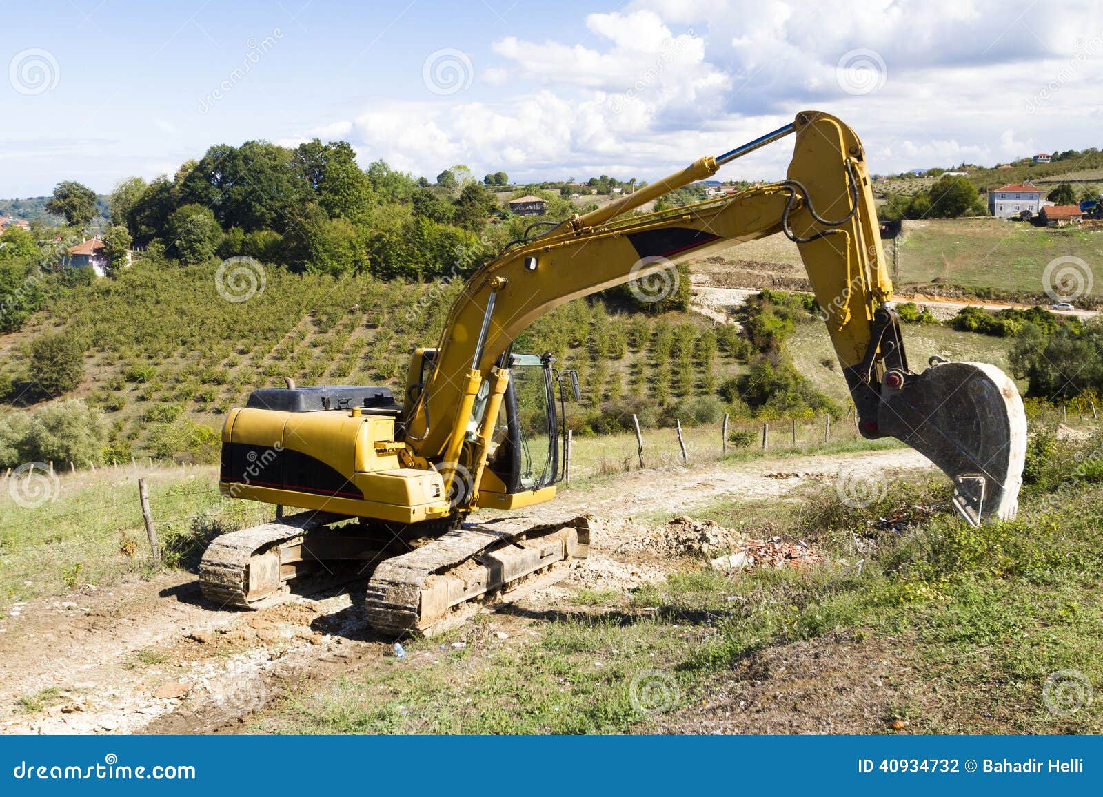 Yellow excavator stock photo. Image of horizon, yellow - 40934732
