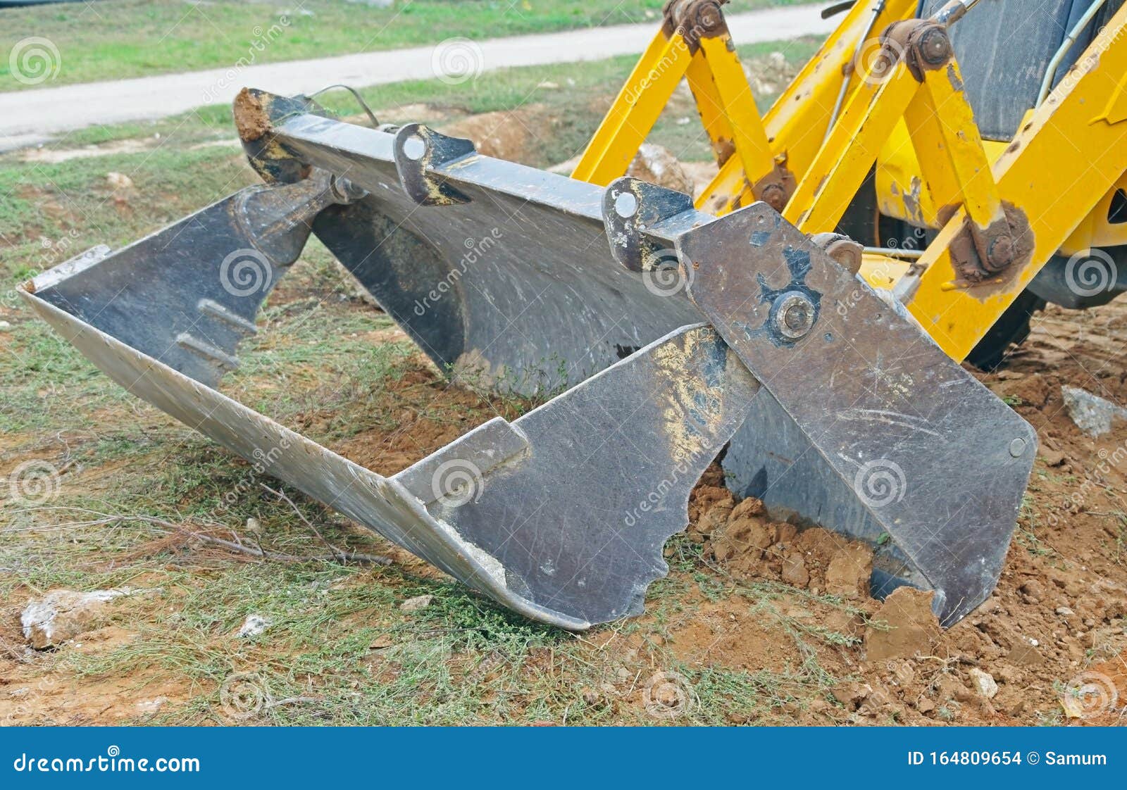 Yellow excavator machines stock photo. Image of earthmover - 164809654