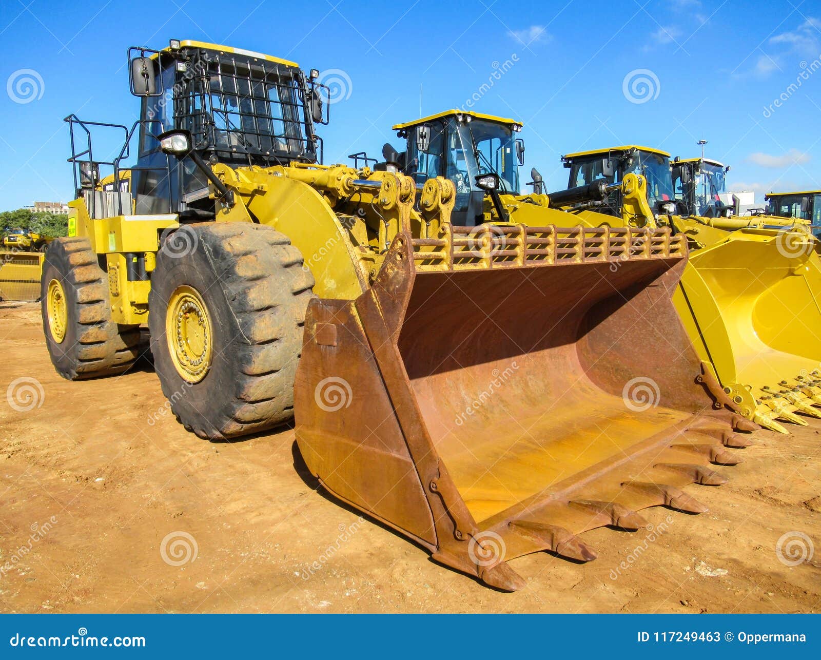 Yellow Front End Loader with Rusted Load Bucket Editorial Stock Photo ...