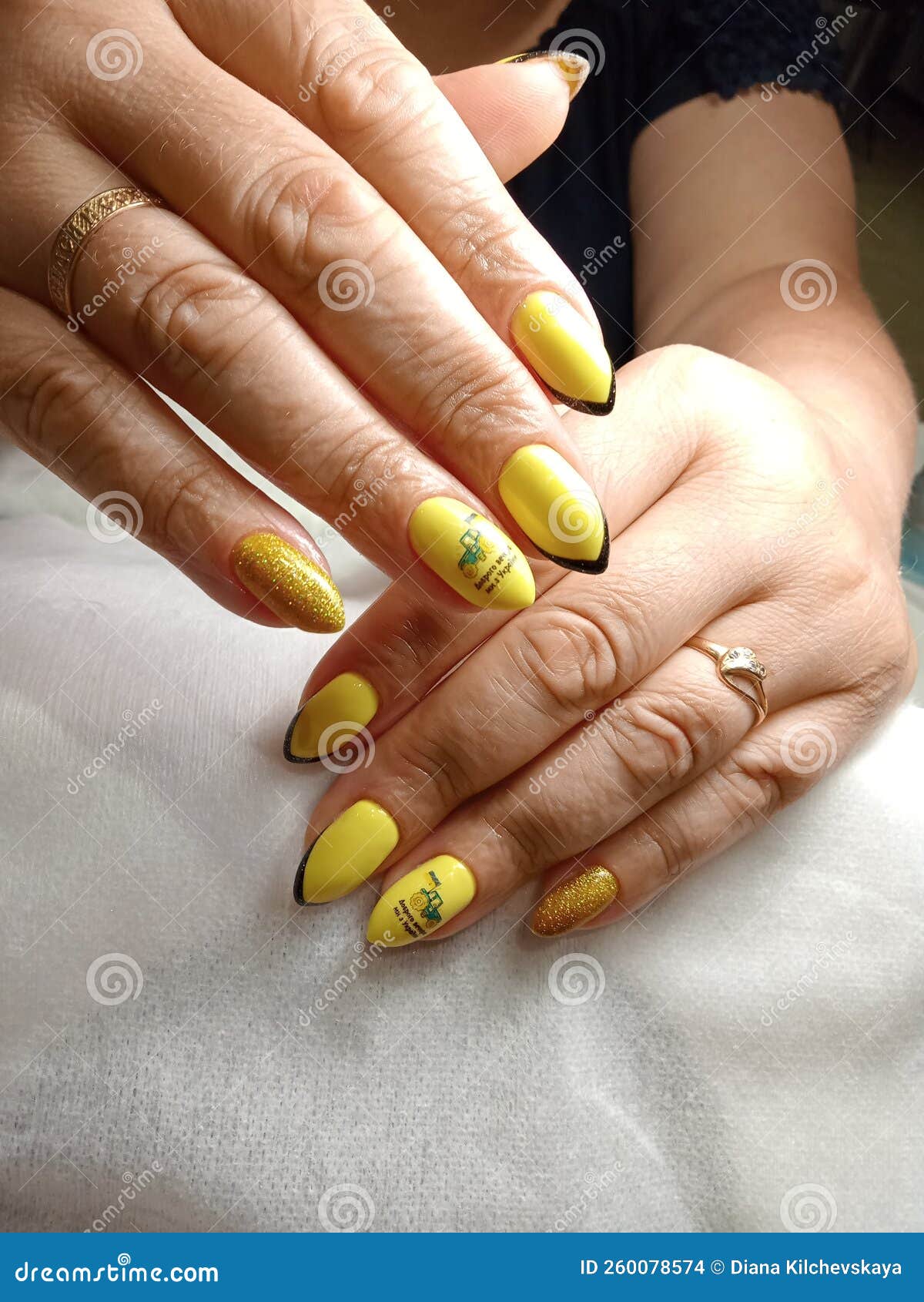Yellow gel nail polish stock photo. Image of yellow - 260078574