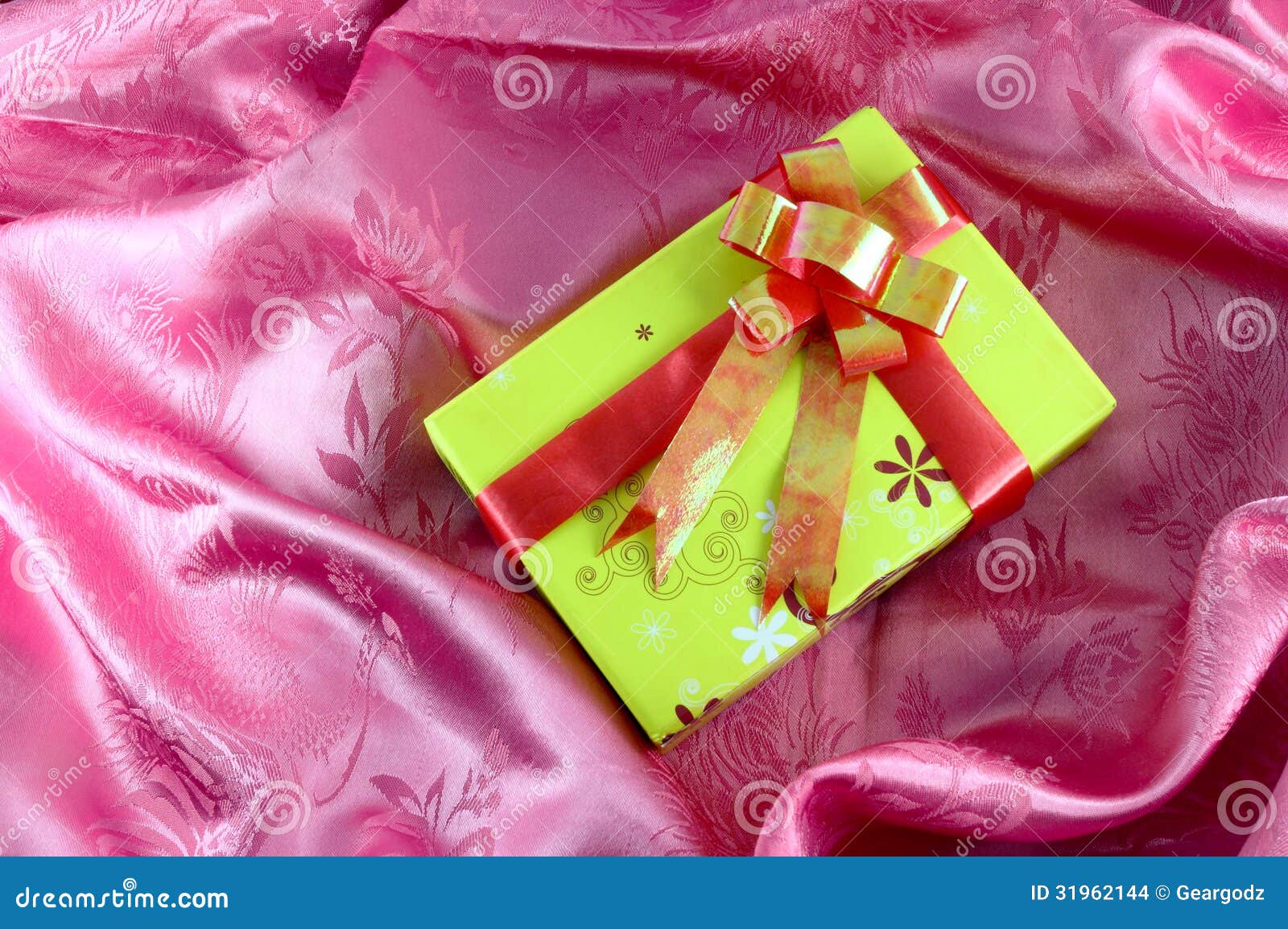 Yellow Gift Box with Ribbon Stock Photo - Image of gold, party: 31962144