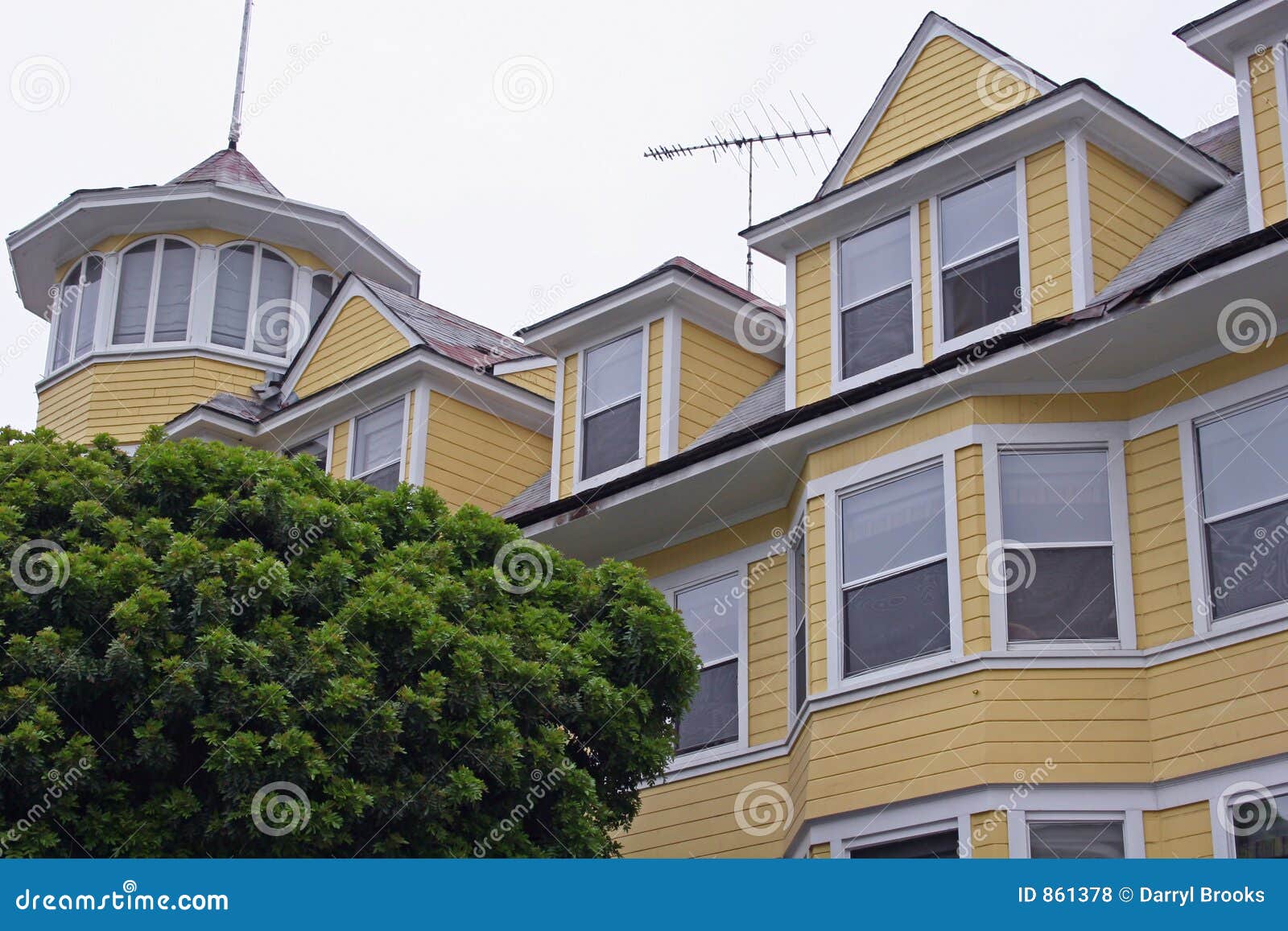 Yellow Hotel stock photo. Image of stucco, motel, victorian - 861378