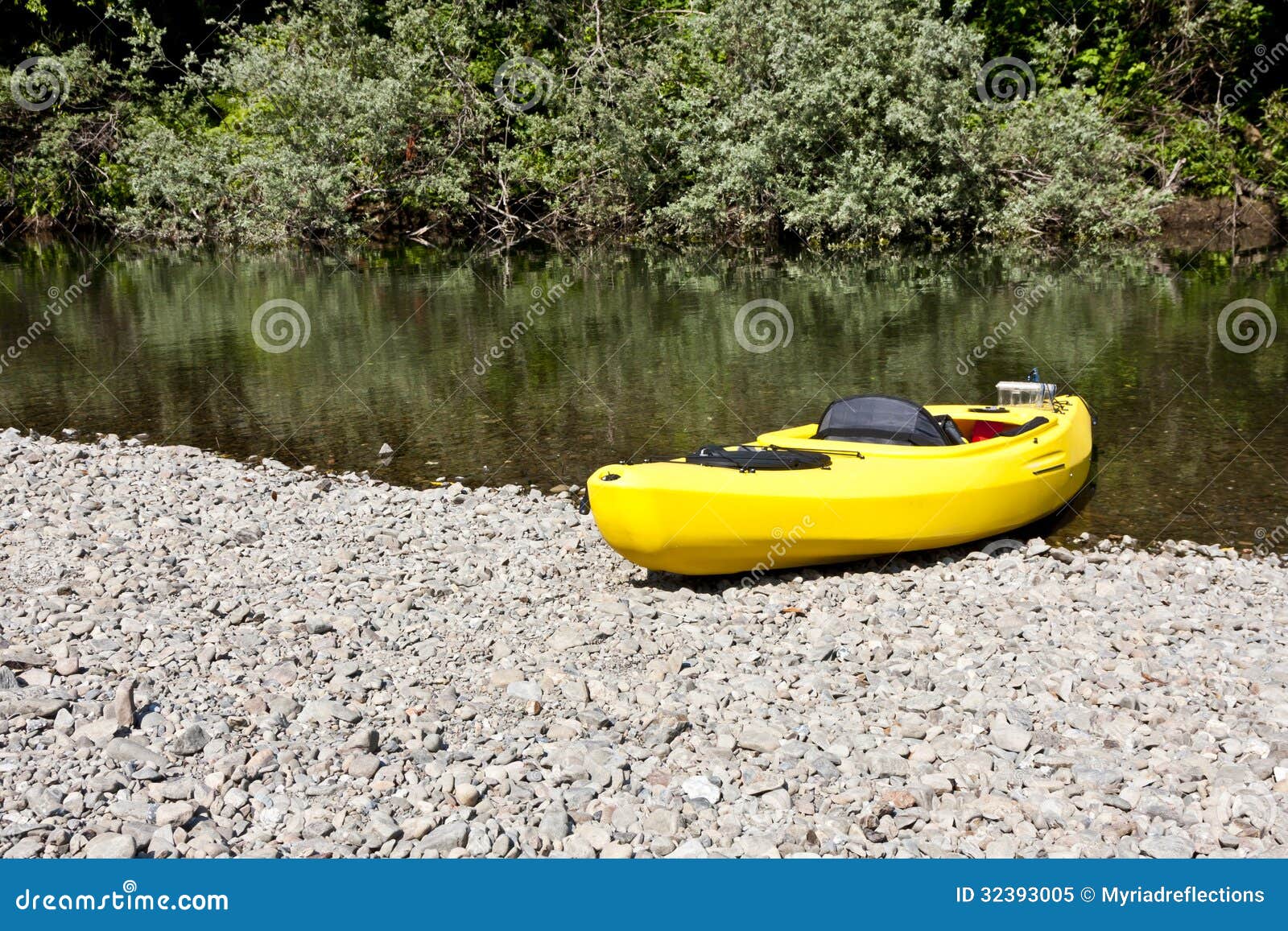 Yellow Kayak stock image. Image of trees, scenic, green - 32393005