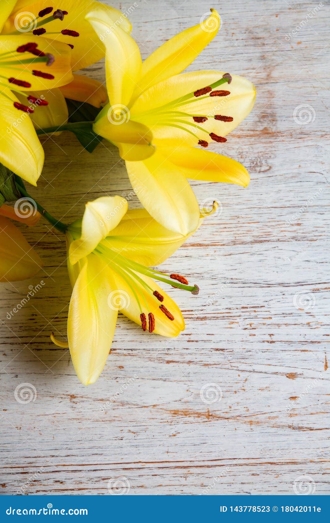 Yellow Lily on Wooden Background, Vertical Composition, Top View ...