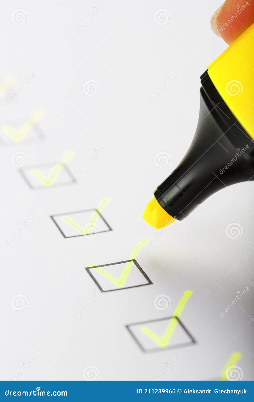 Yellow Marker with Markers on the Checklist Sheet Stock Photo - Image ...