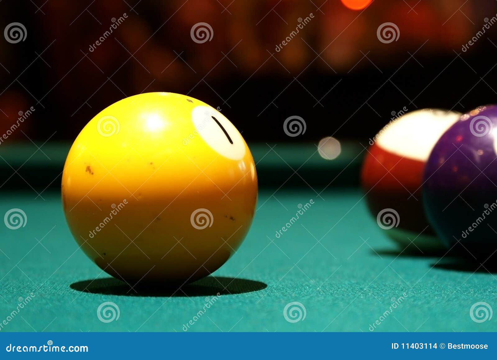 Yellow One, Pool Billard Ball Stock Photo - Image of green, depth: 11403114