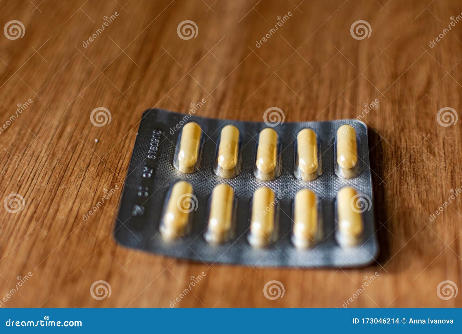 Yellow, Oval-shaped Tablets in Capsules, Absorbable Shell with Powder ...