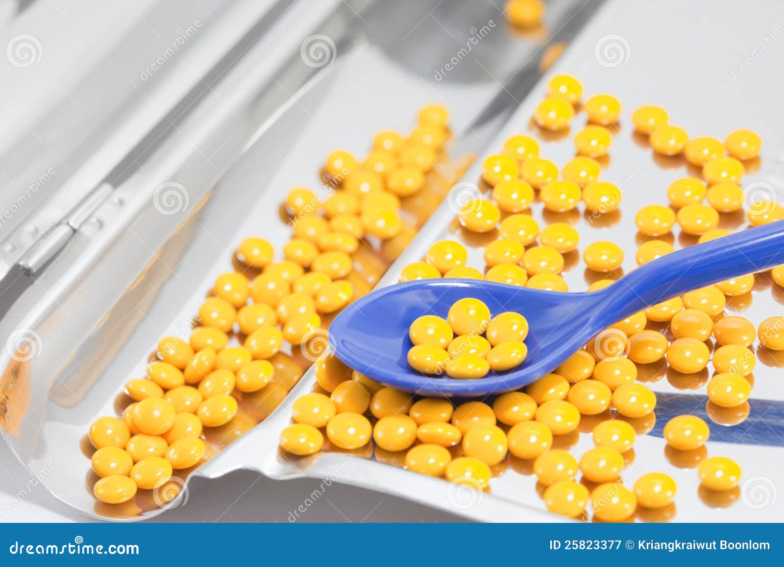 Yellow Pills in Drug Counting Tray Stock Image - Image of capsule ...