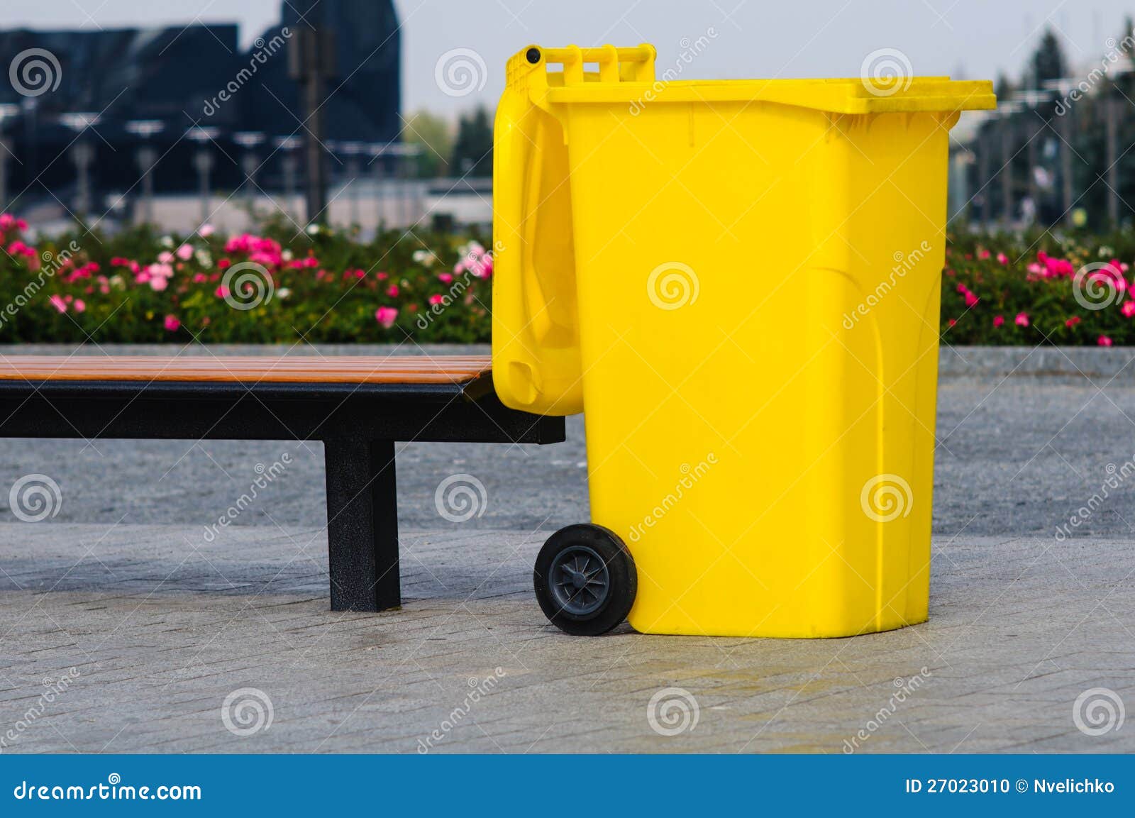 Yellow recycling container stock photo. Image of dump - 27023010