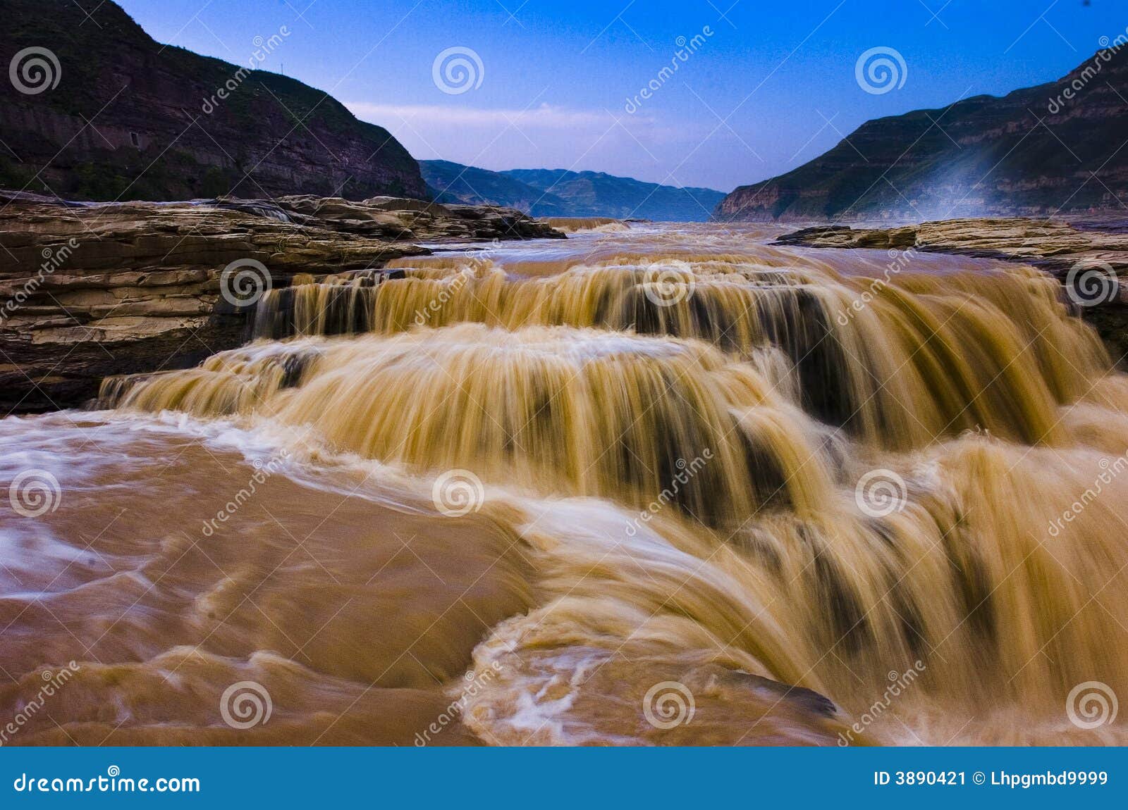 Yellow River stock image. Image of blur, plants, nature - 3890421