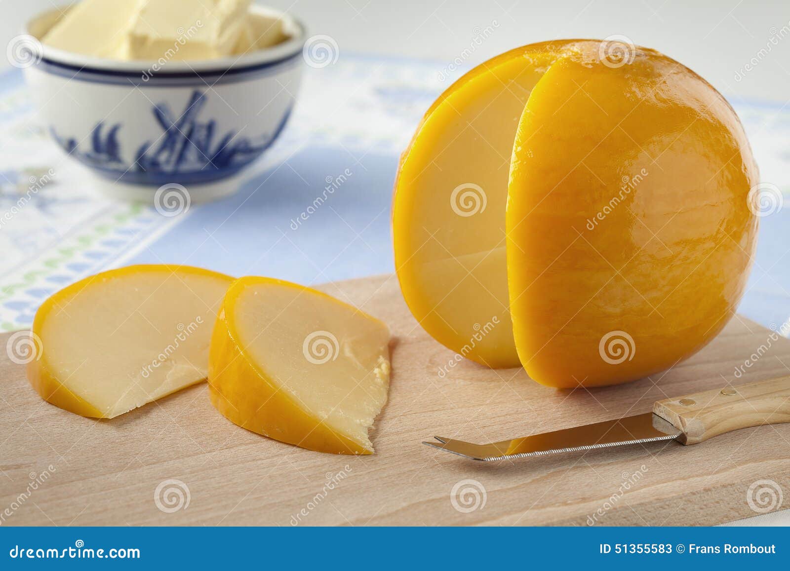 Yellow Round Edam Cheese and Slices Stock Image - Image of cheese ...
