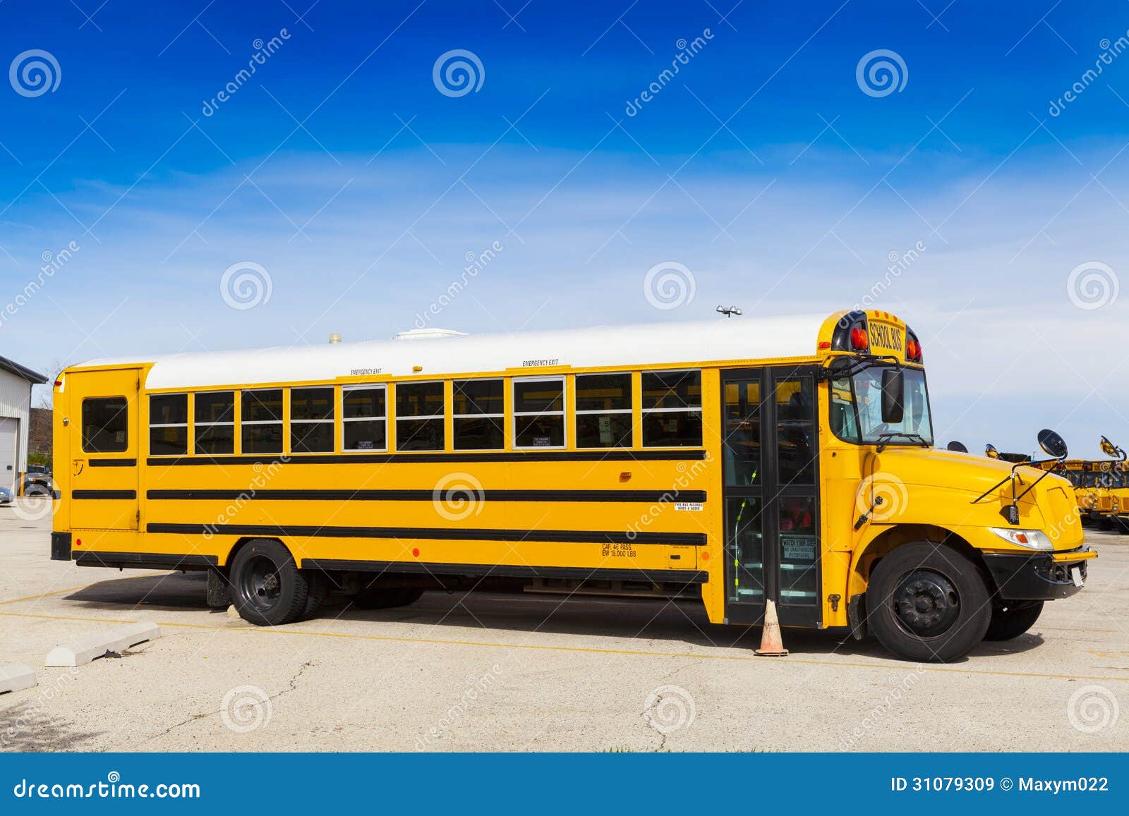 Yellow School Bus stock image. Image of back, view, school - 31079309