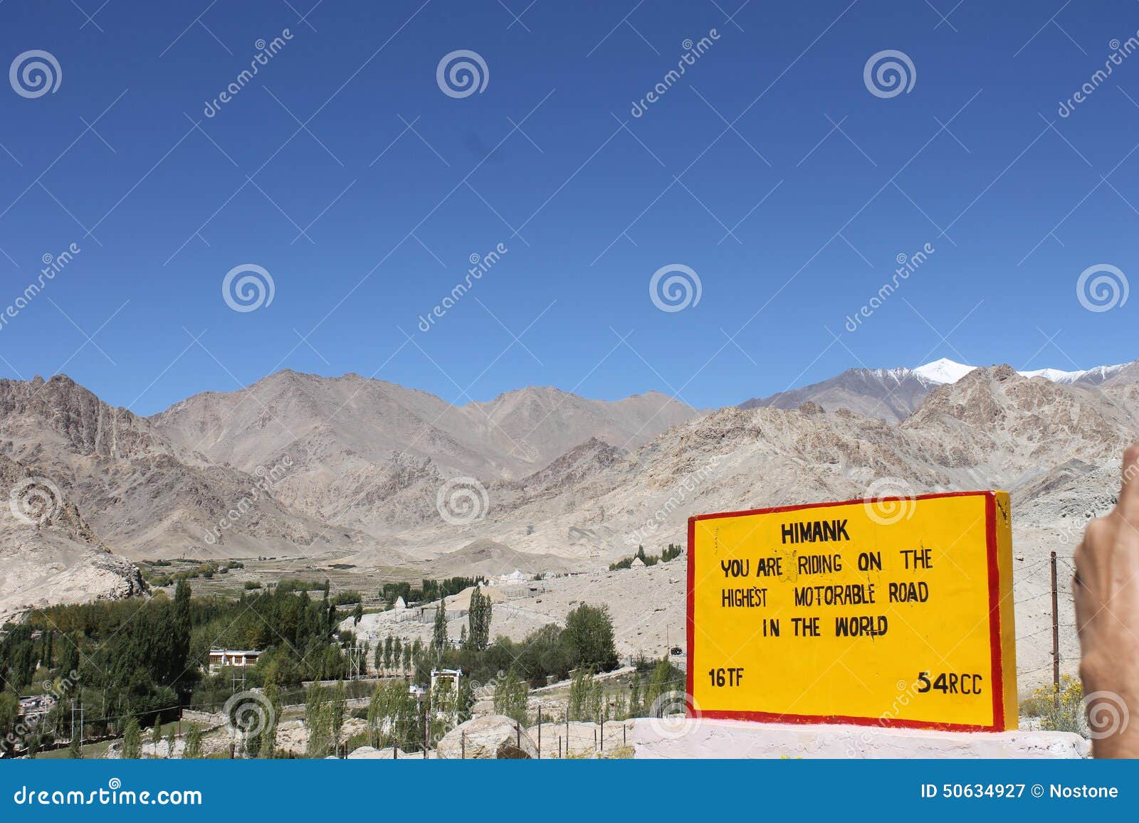 Yellow sign editorial photography. Image of land, sign - 50634927