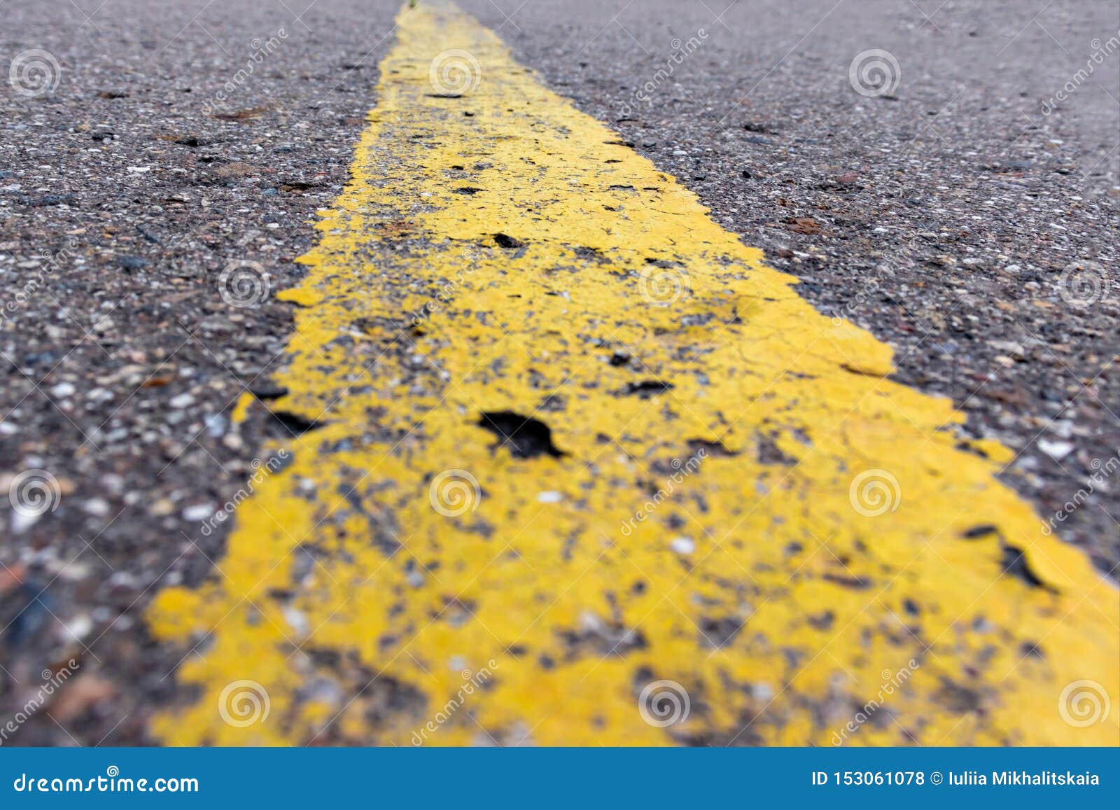 Yellow Solid Line, Grunge Single Road Marking on Asphalt Close Up ...
