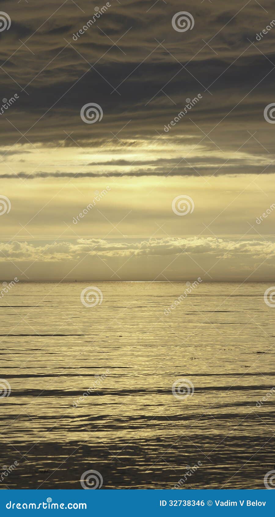 Yellow sunset stock photo. Image of waves, water, clouds - 32738346