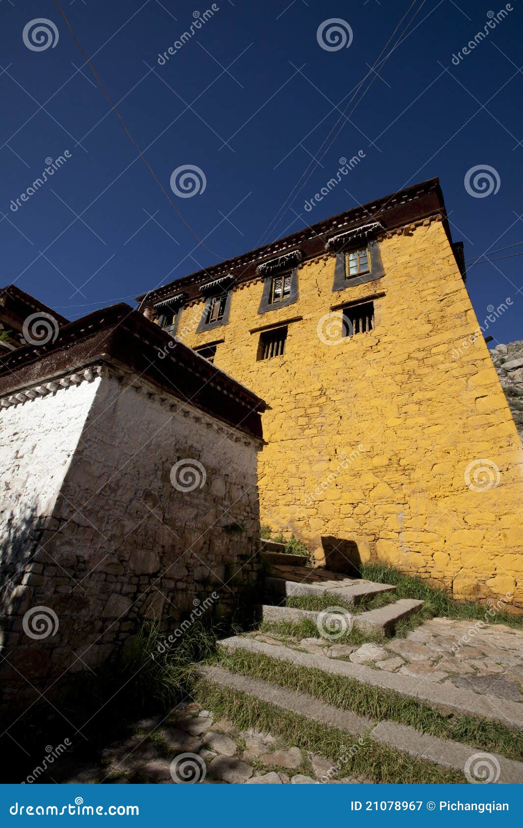 Yellow temple stock image. Image of buddhism, china, tibetan - 21078967