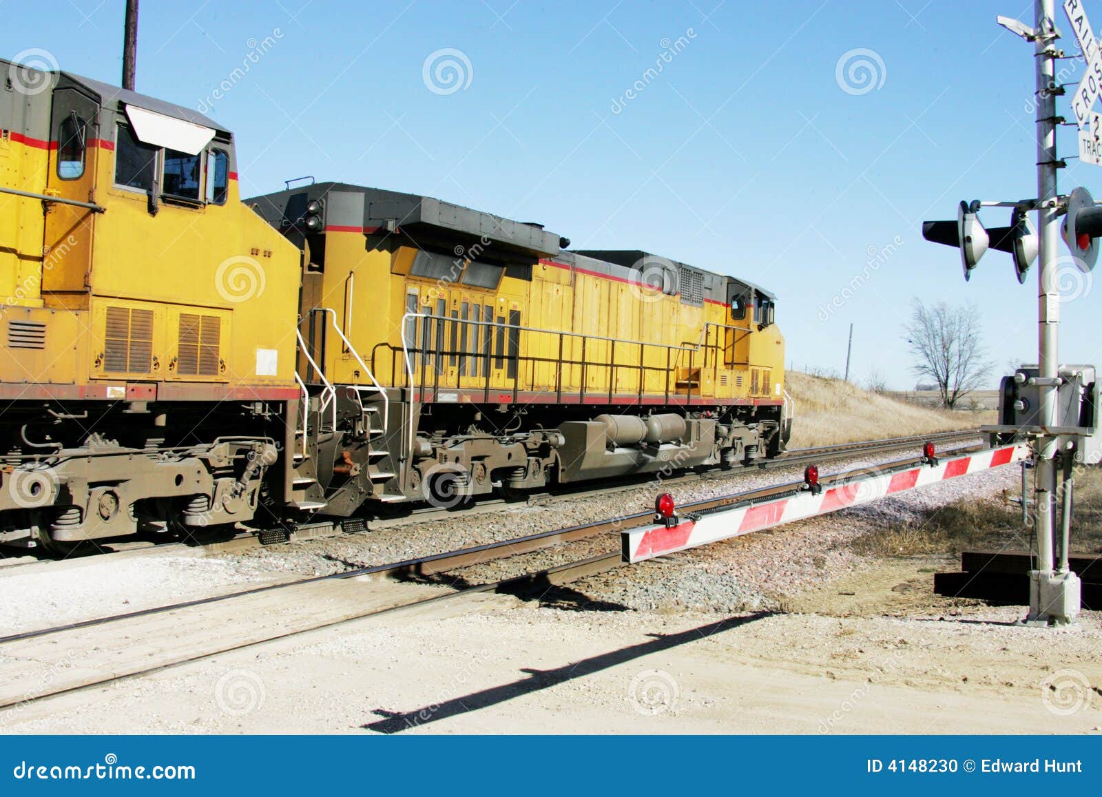 Yellow Train stock photo. Image of crossing, motr00018 - 4148230