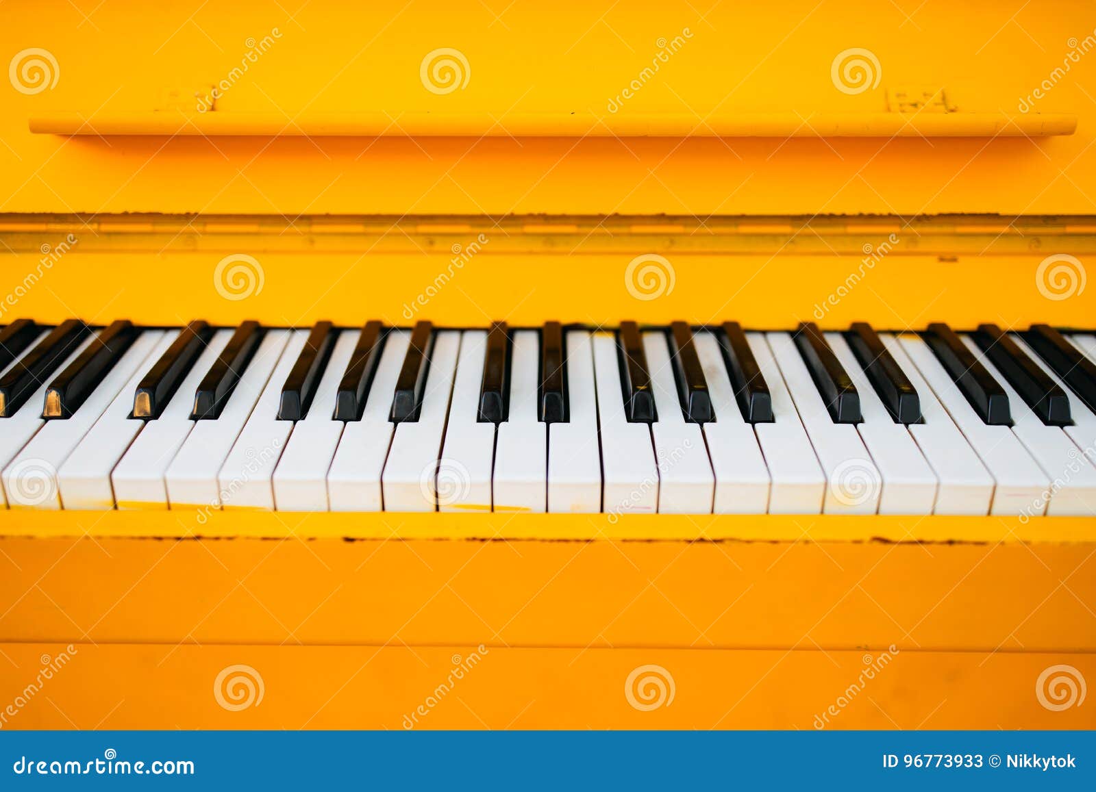 Yellow vintage piano stock image. Image of sound, device - 96773933