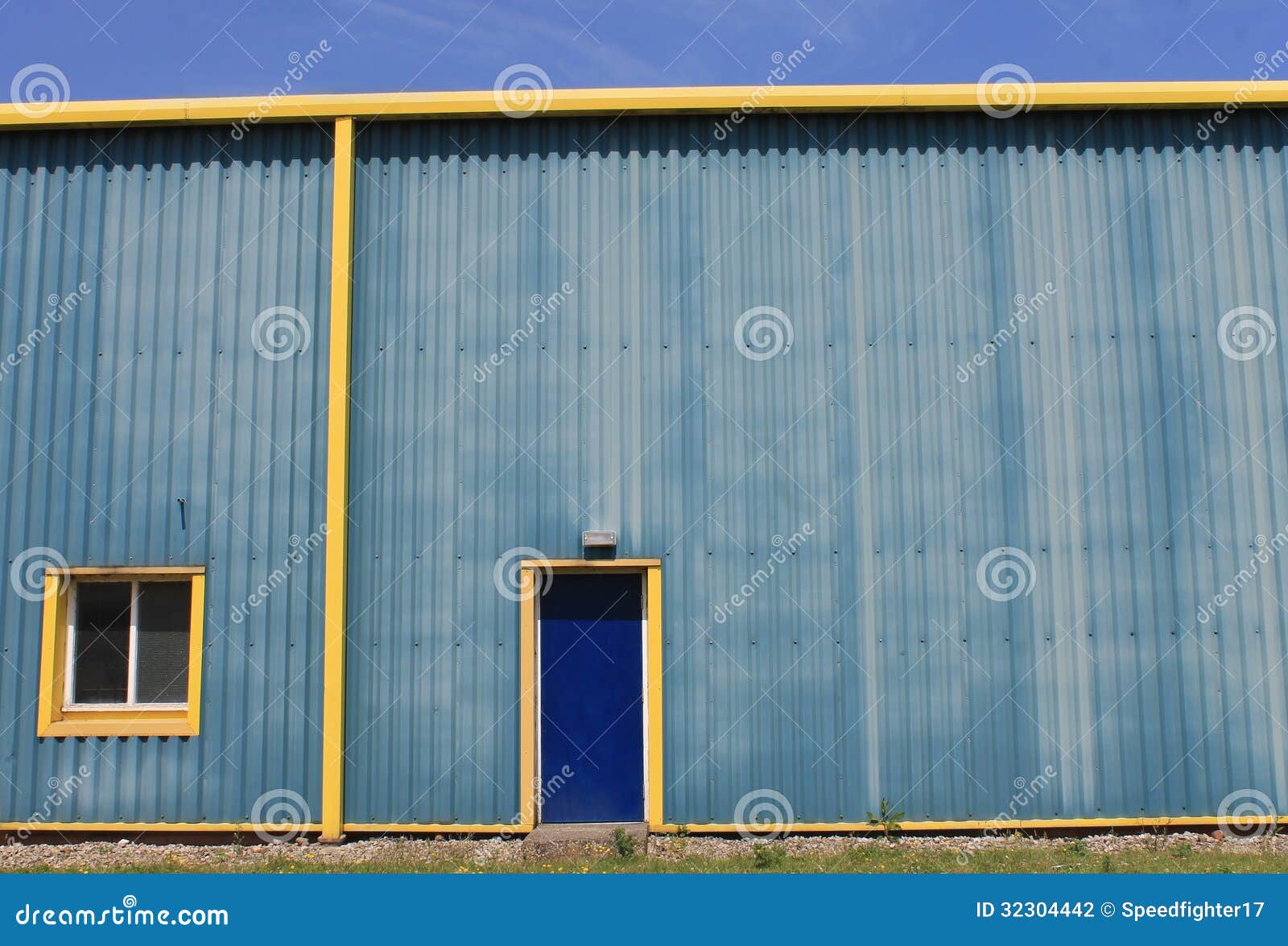 Yellow warehouse building stock photo. Image of modern - 32304442