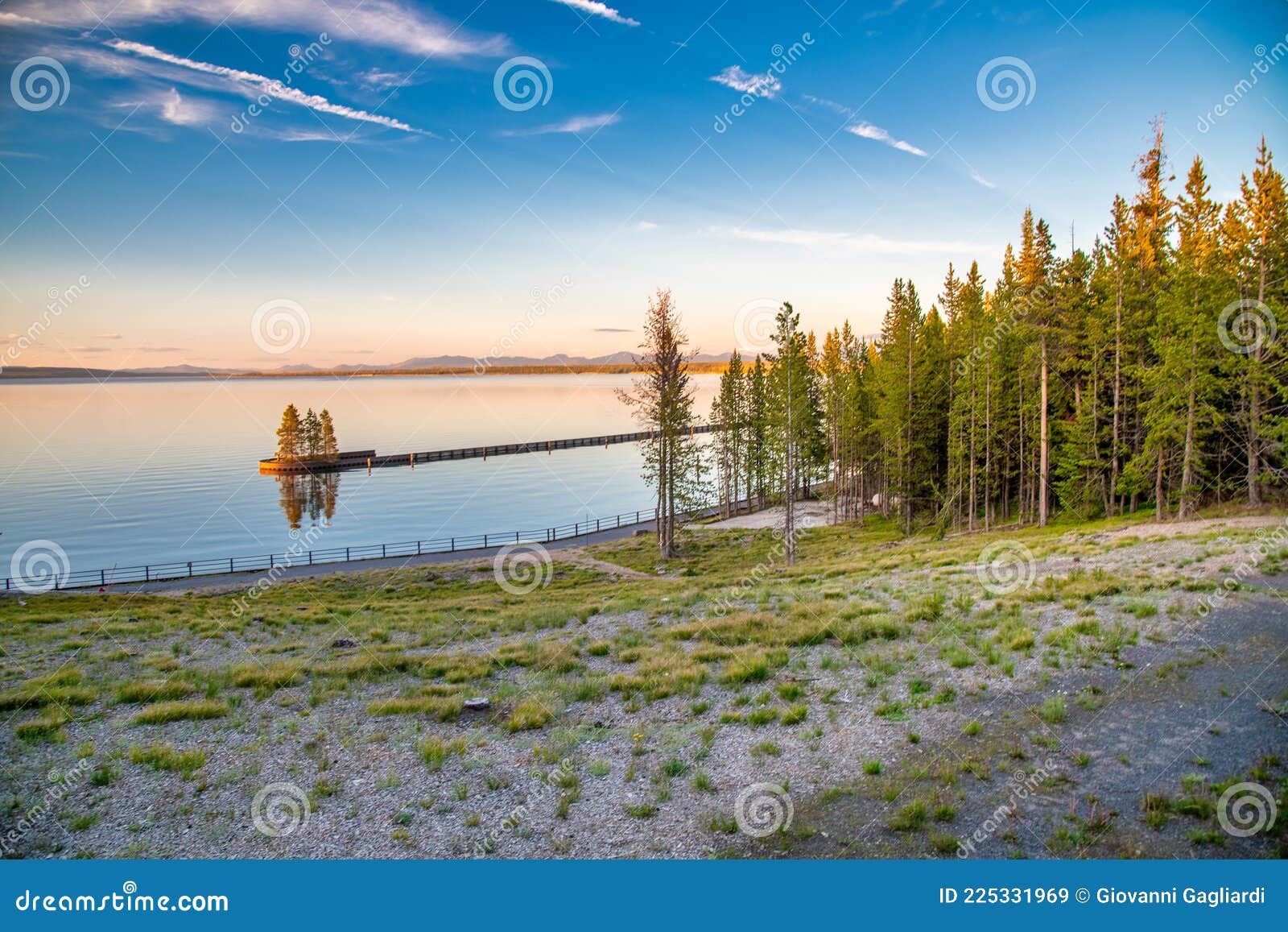 Yellowstone Lake Colors at Sunset Stock Image - Image of outdoors ...