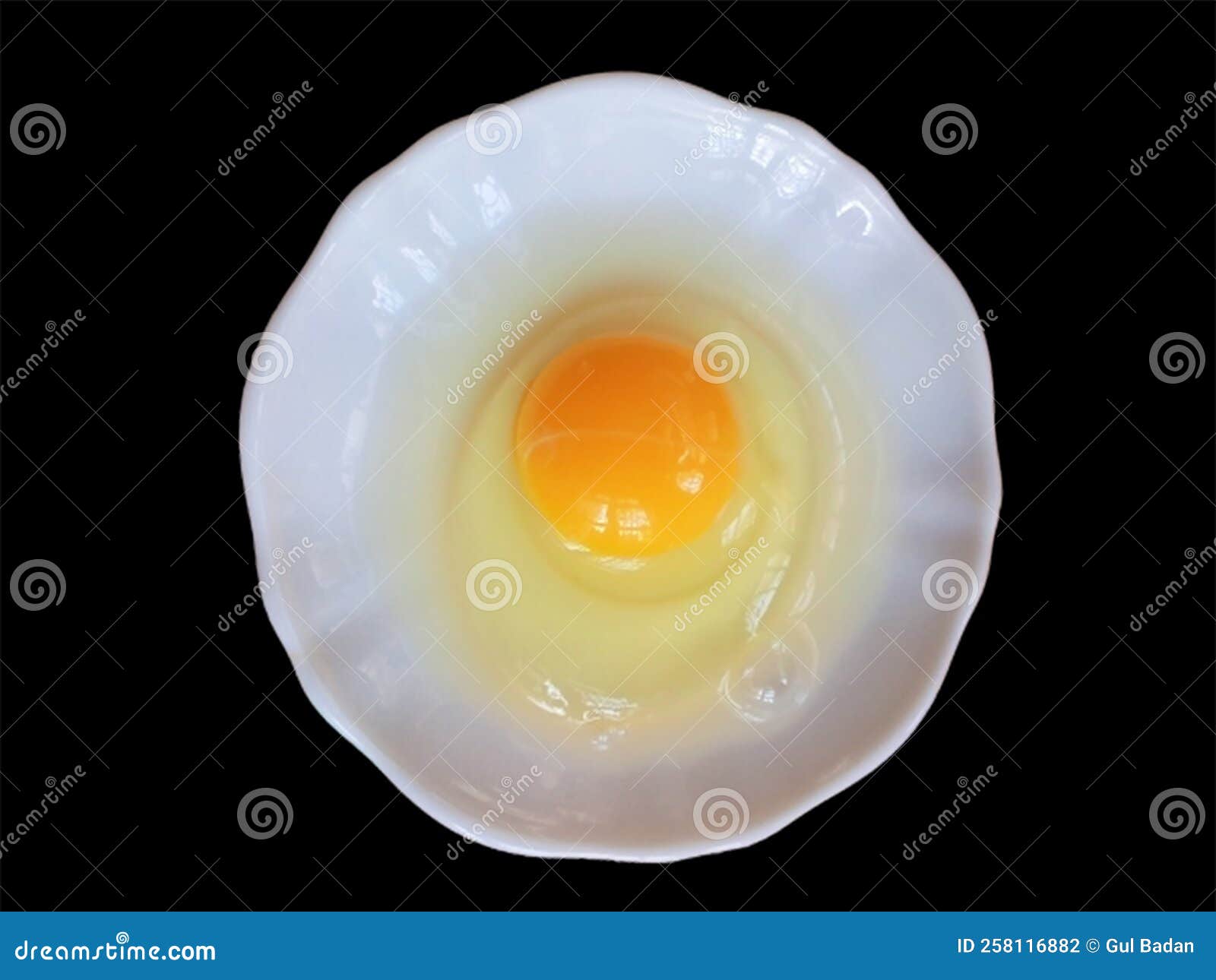 Yema De Huevo Con Huevo Blanco Crudo Sin Cocer Foto de archivo - Imagen ...