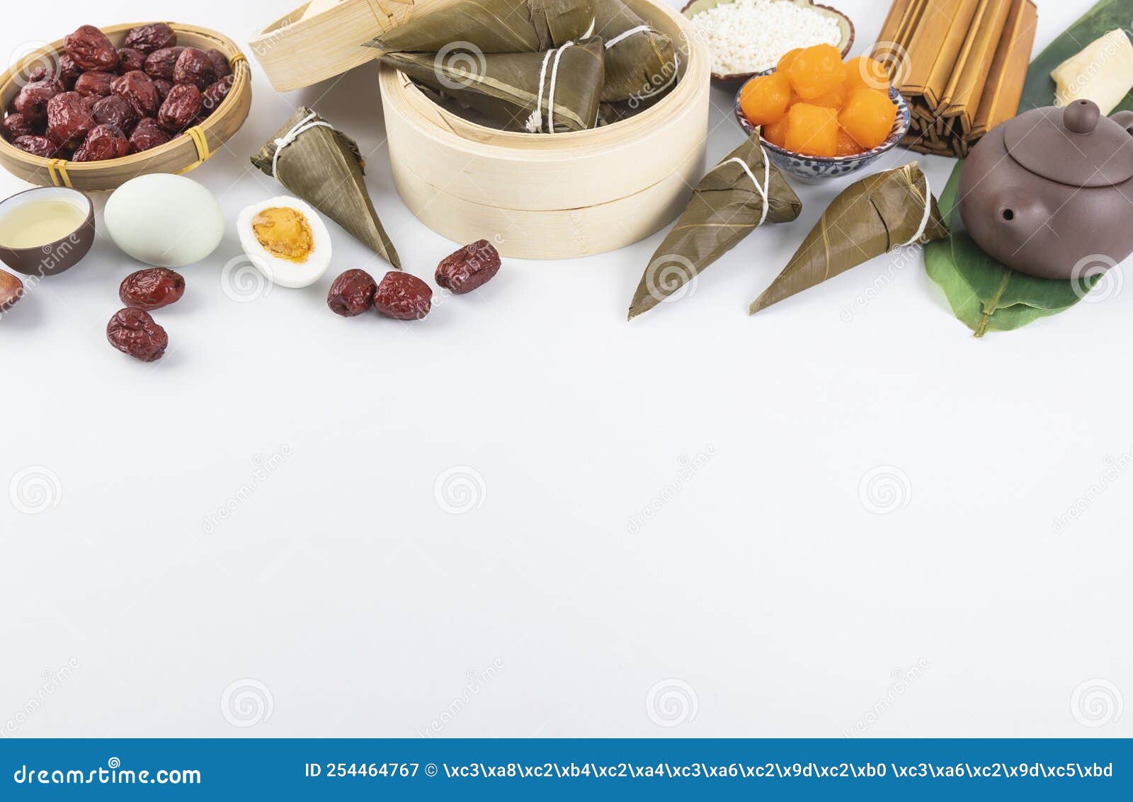 Yema De Huevo Salado Y Ricepudding De Comida China Tradicional Imagen ...