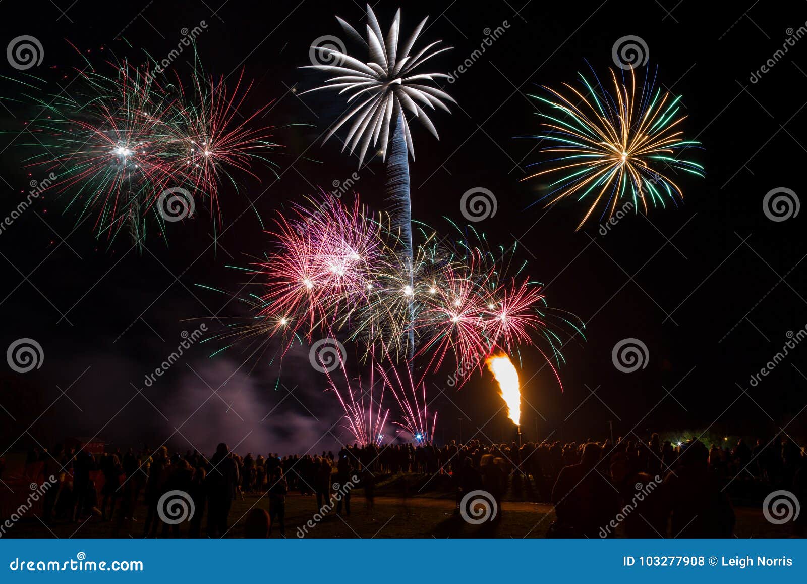 Yeovil Showground Firework `Knight` Night Stock Photo - Image of night ...