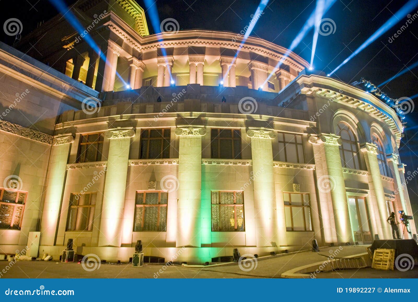 Yerevan opera theatre editorial photography. Image of church - 19892227