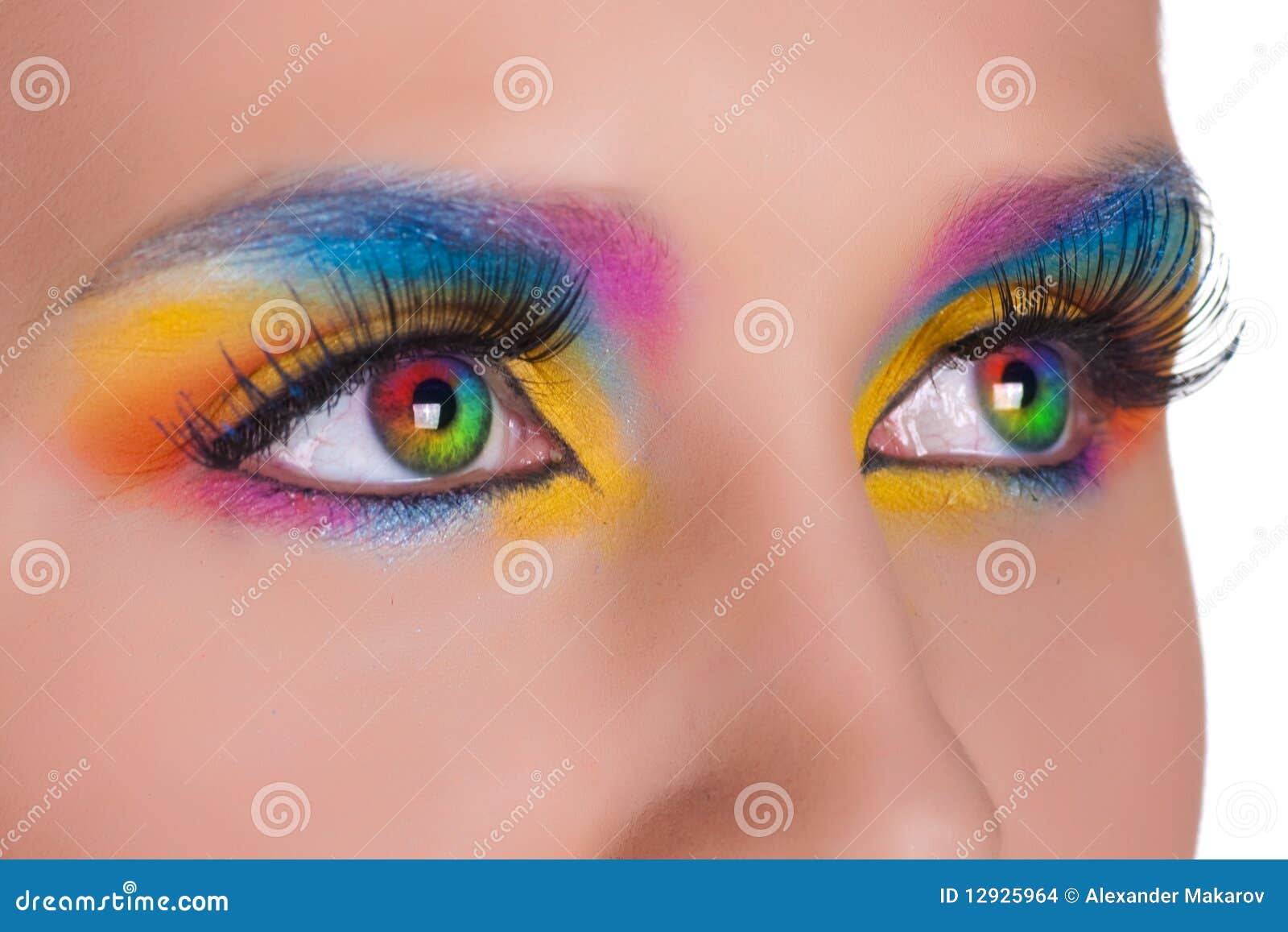 Yeux Femelles Multicolores. Photo stock - Image du eyeball, éveillé ...