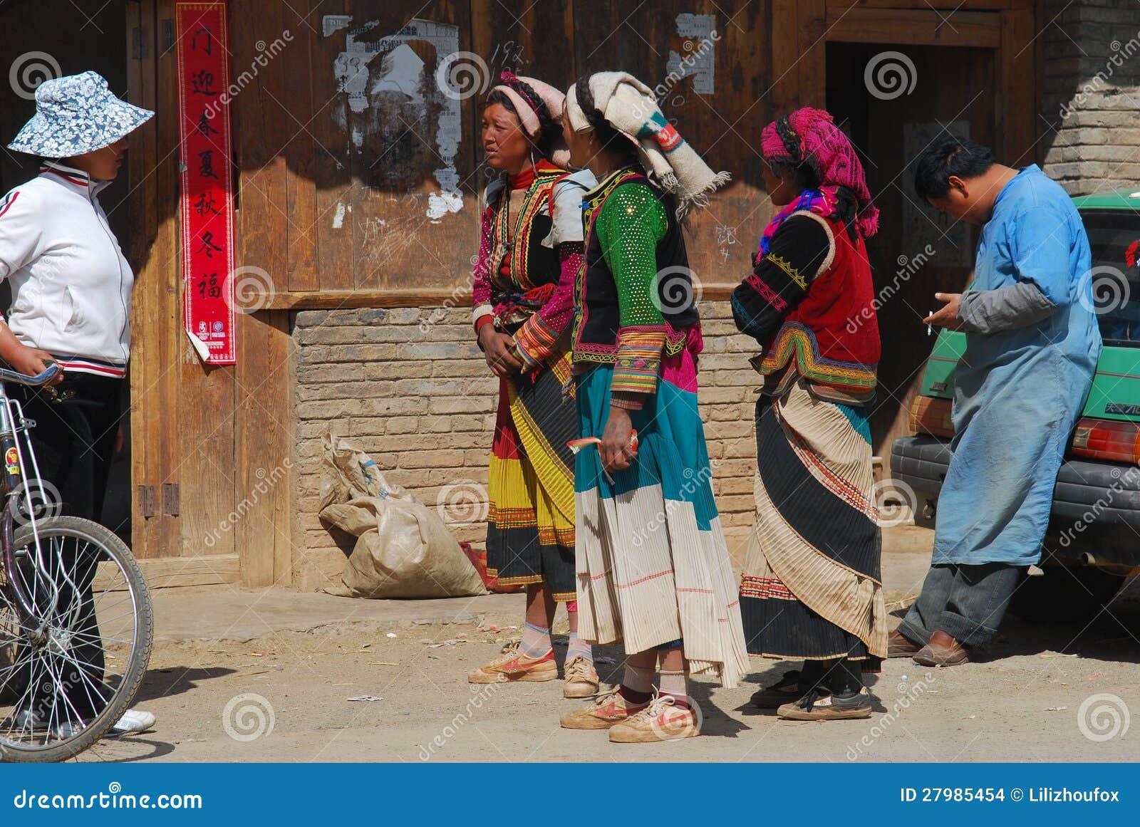 Yi People in Southwest China Editorial Stock Image - Image of family ...