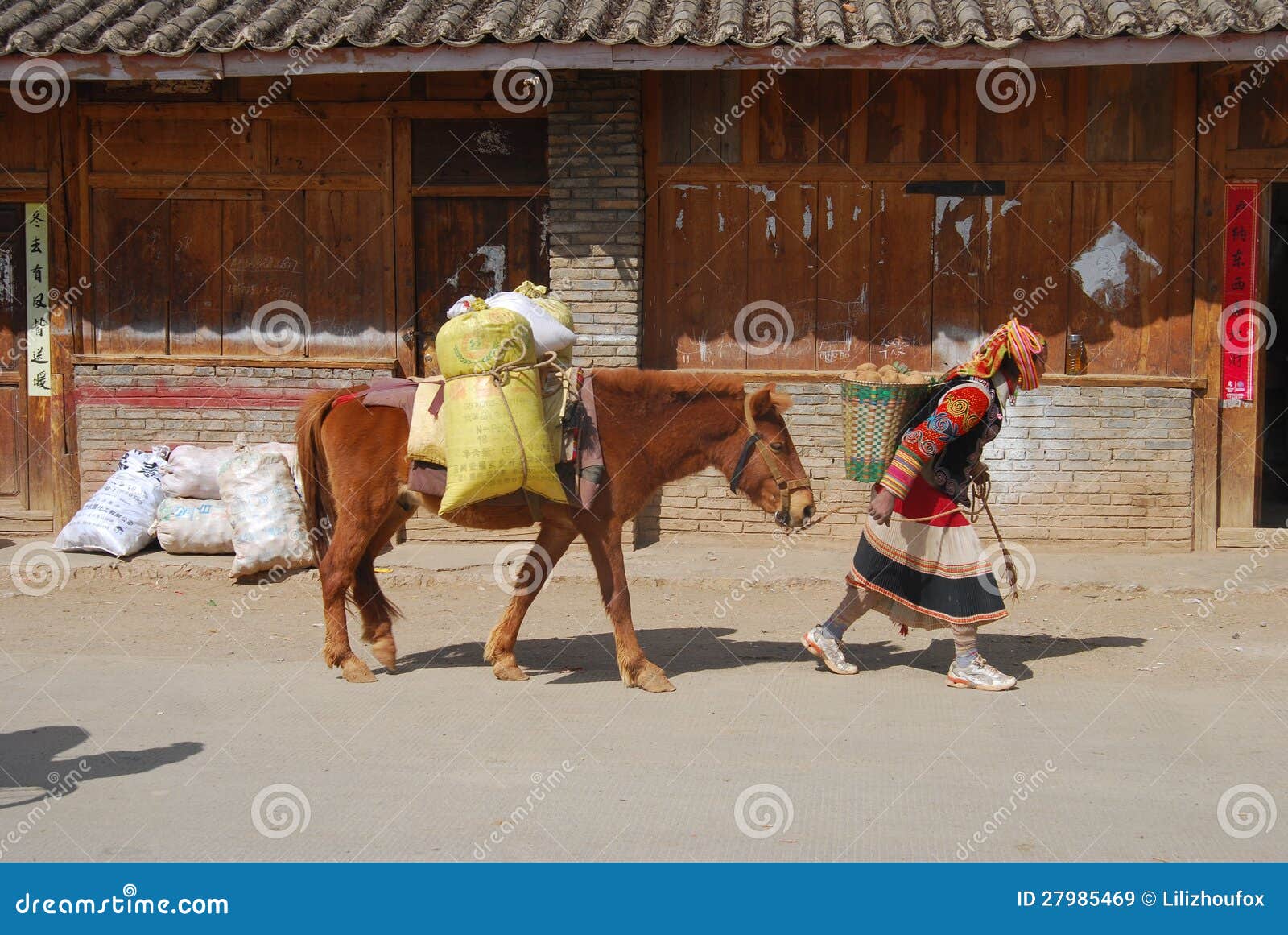 Yi People in Southwest China Editorial Stock Image - Image of clothes ...