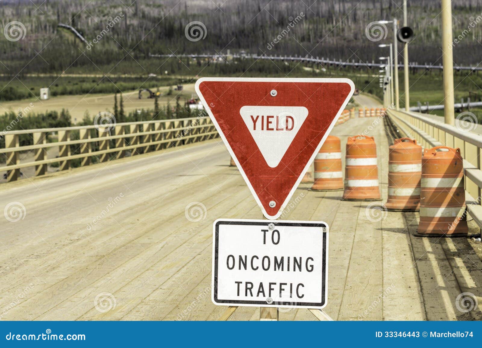 Yield sign stock image. Image of frame, english, route - 33346443