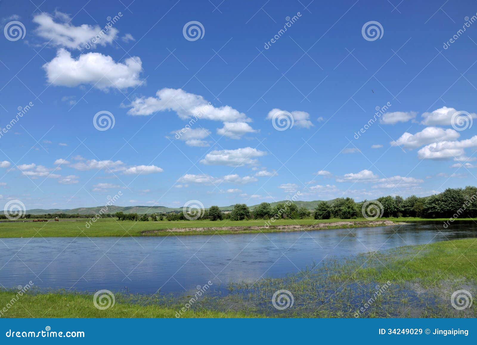 Yimin River imagen de archivo. Imagen de ocio, exterior - 34249029