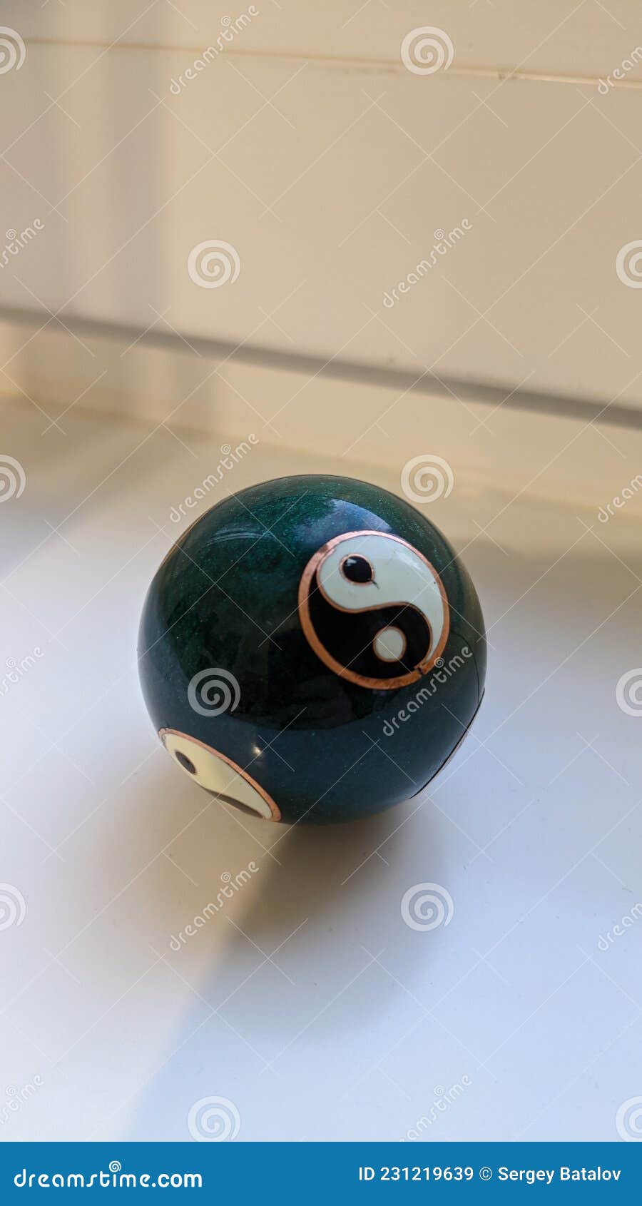 Yang Ringing Ball Stock Photos - Free & Royalty-Free Stock Photos from ...