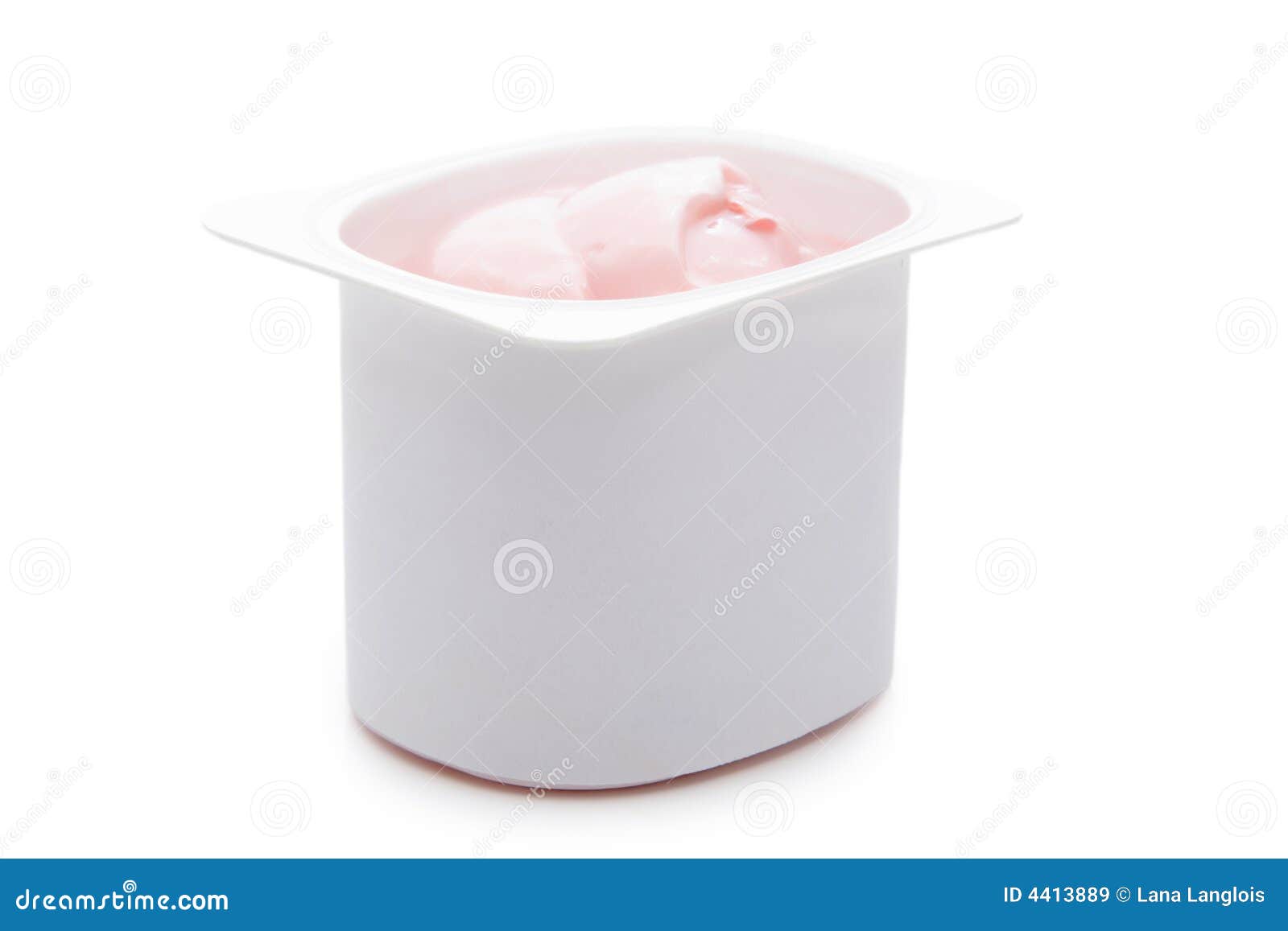 Yoghurt in Plastic Container Stock Afbeelding - Image of aardbei ...