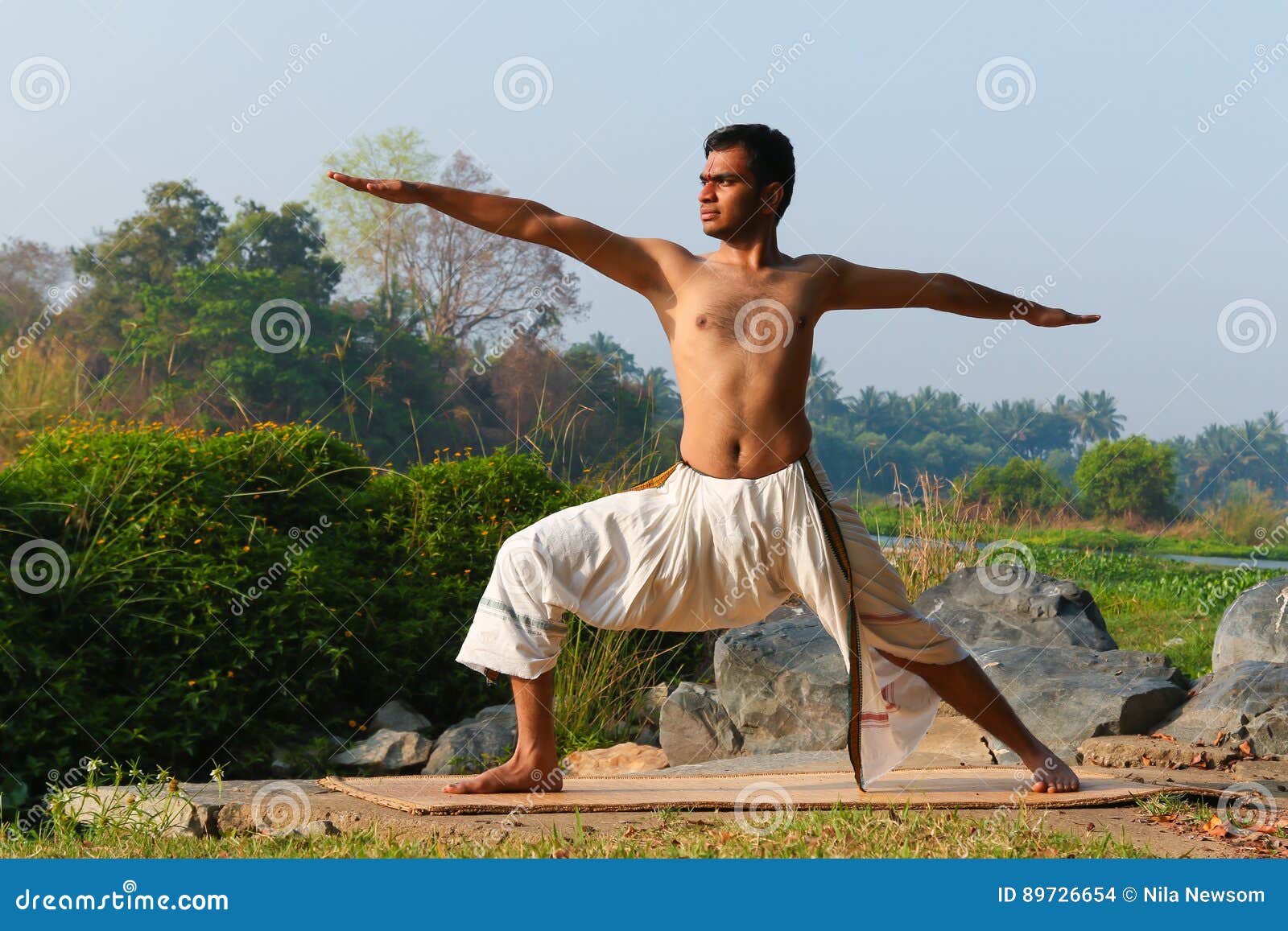 Yogui india foto de archivo. Imagen de espiritual, ejercicio - 89726654