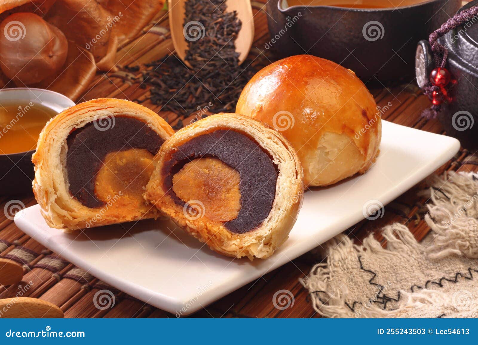 Egg Yolk Pastry Puff Cake Dim Sum Of Traditional Cantonese Yum-cha ...