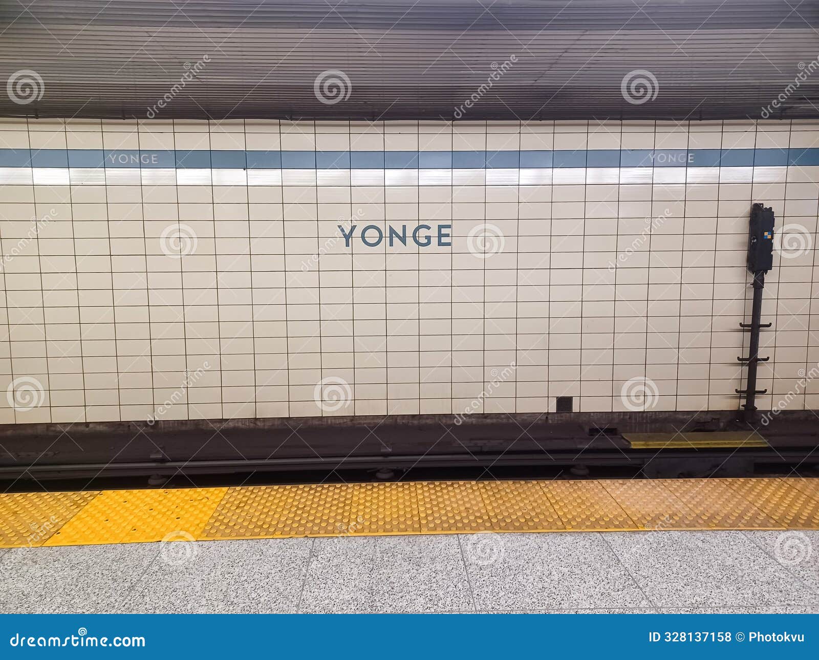 Yonge Subway Station Interior View Editorial Stock Photo - Image of ...
