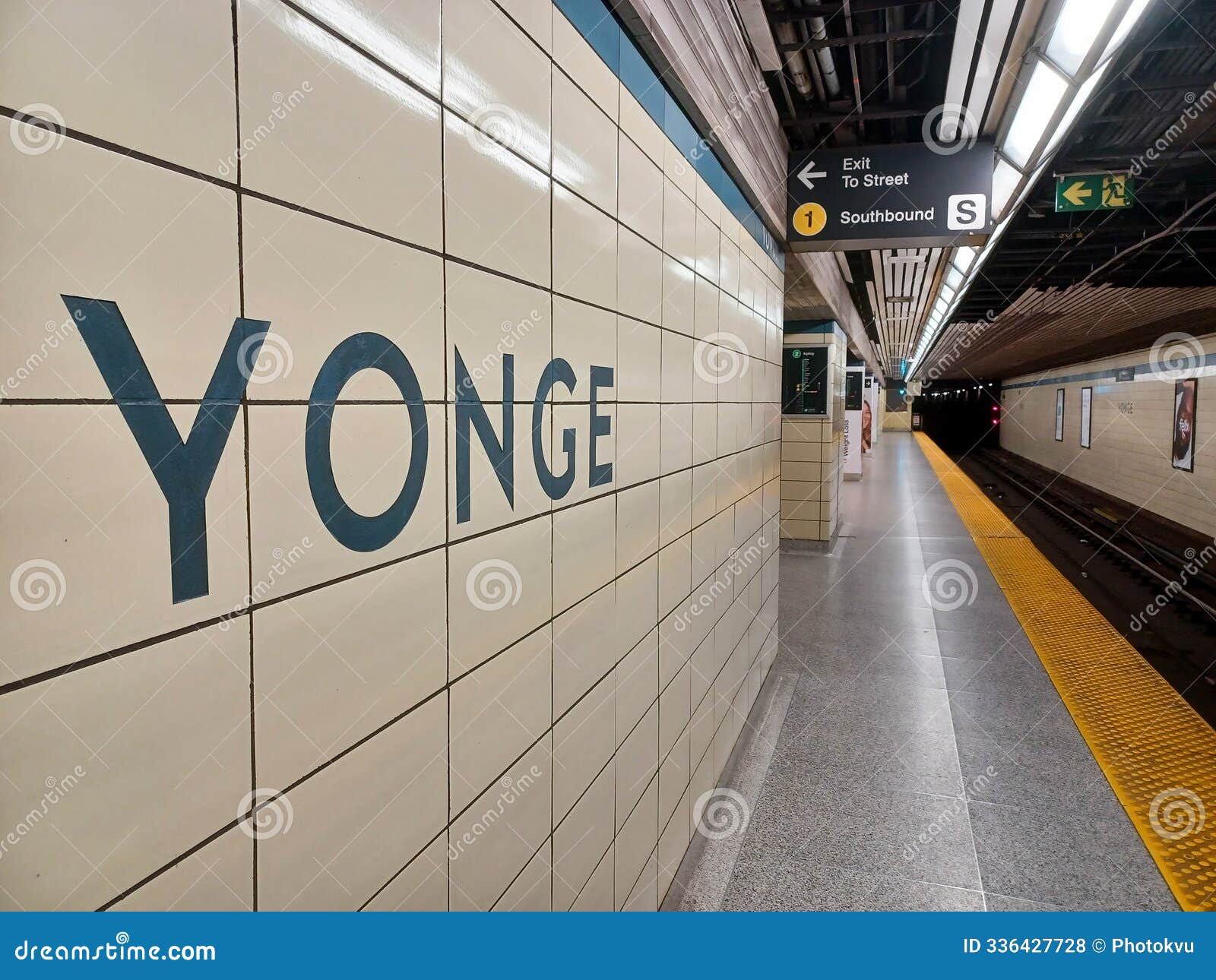 Yonge Subway Station Interior View Editorial Stock Photo - Image of ...