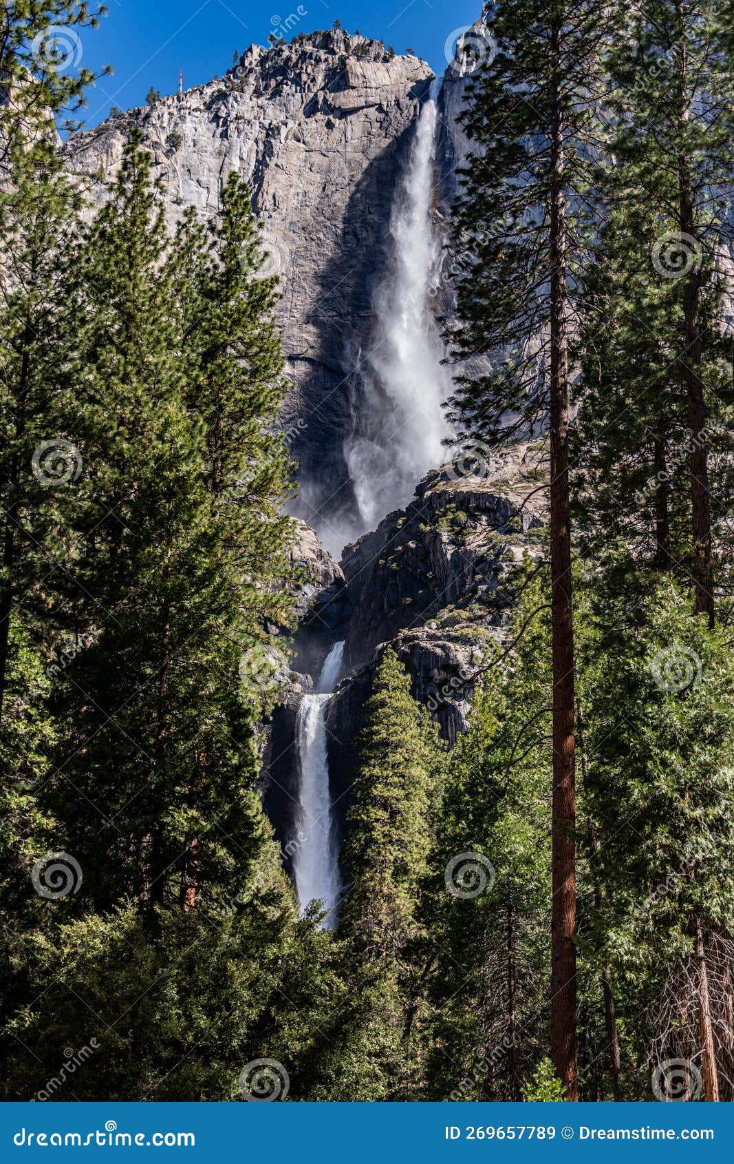Yosemite Falls (upper and Lower) Stock Image - Image of yosemite ...