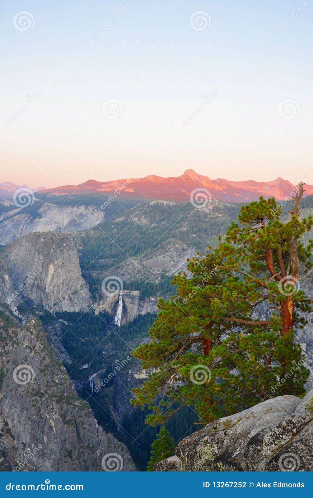 Yosemite Sunset stock photo. Image of glacier, landscape - 13267252