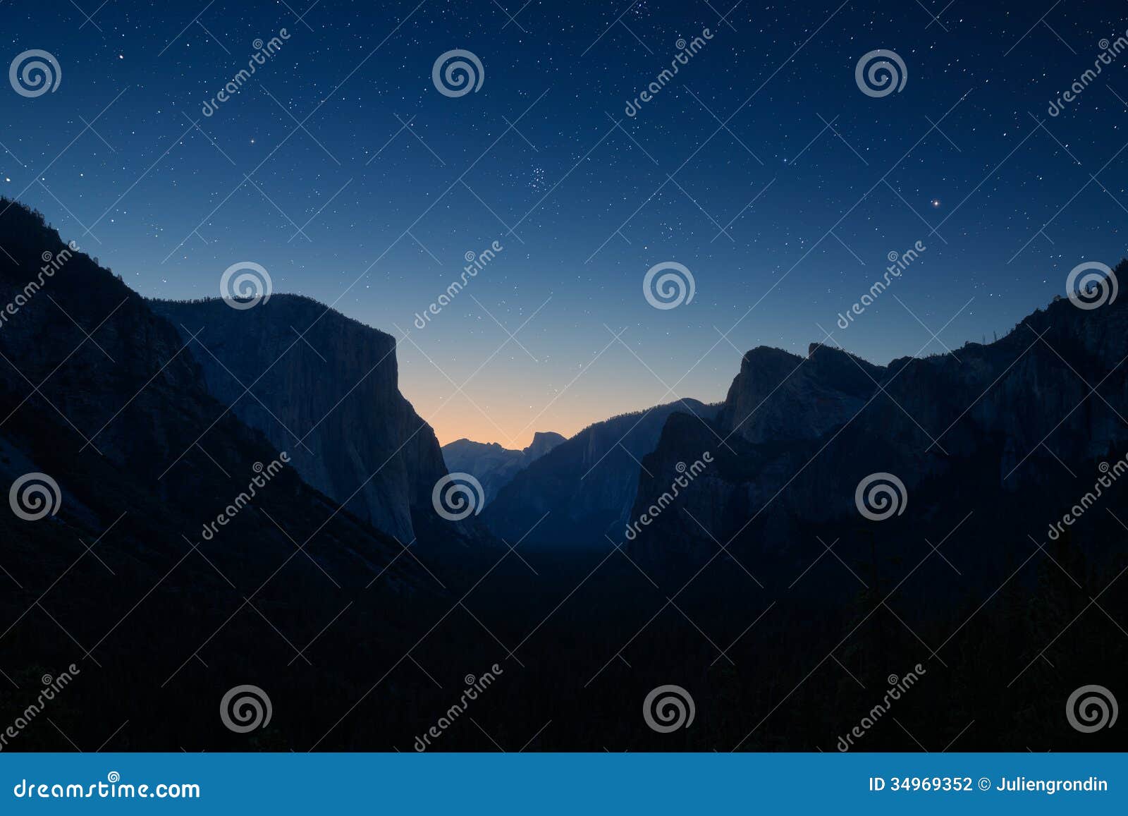 Yosemite valley by night stock photo. Image of nature - 34969352
