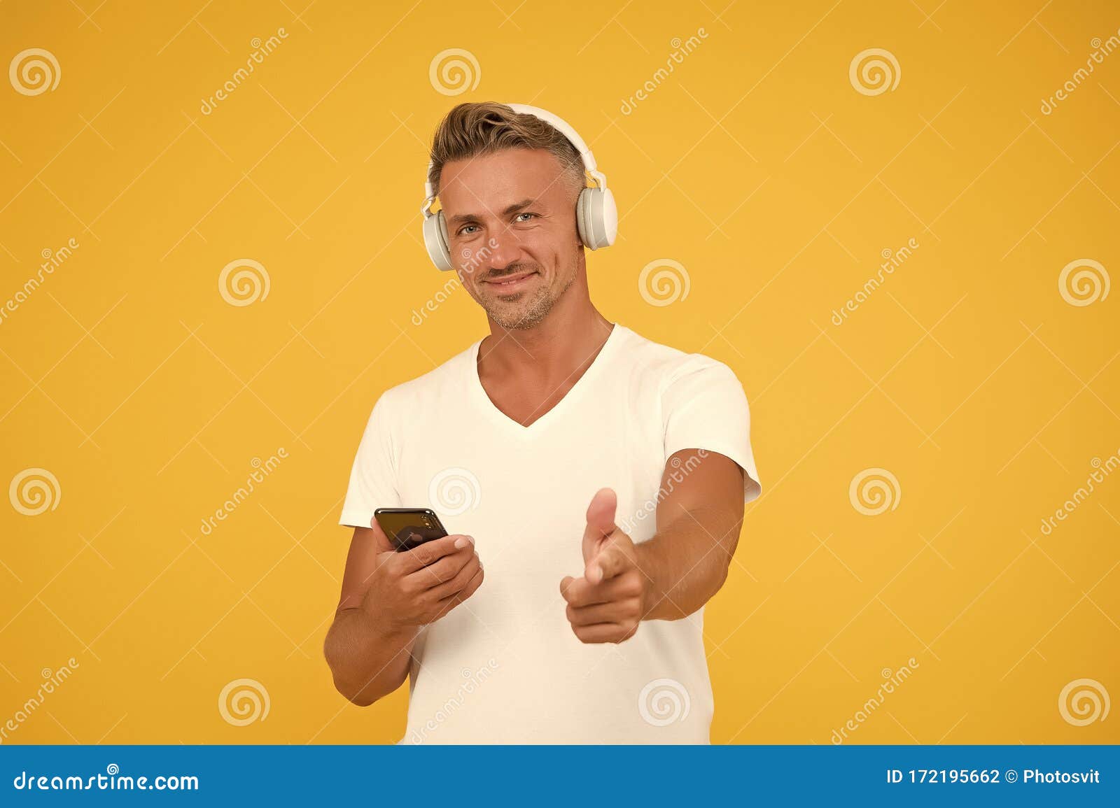You Should Listen this Song. Guy Modern User Mobile Application ... You Should Listen this Song. Guy Modern User Mobile Application ...