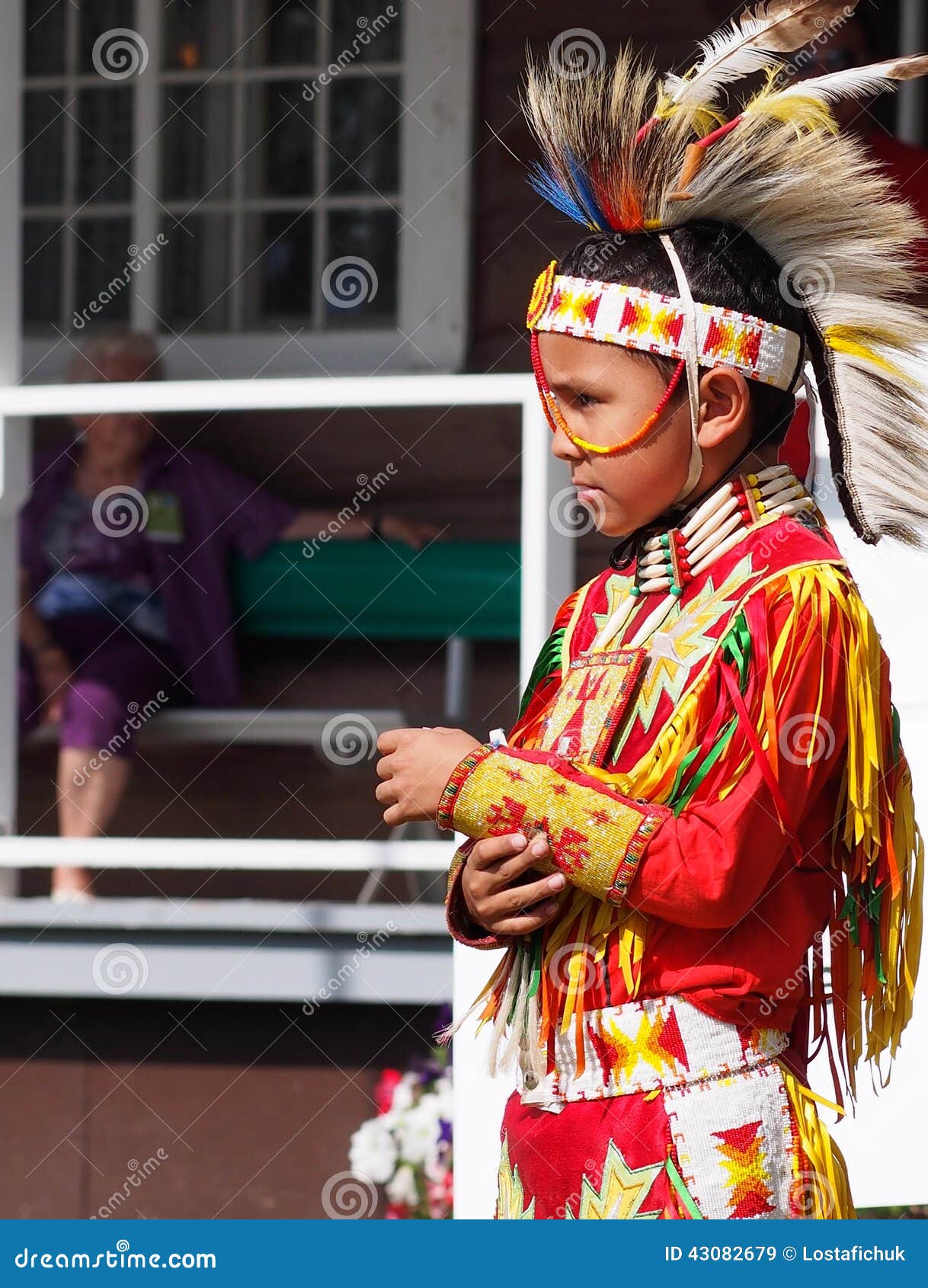 Young Aboriginal Boy Dancing Editorial Stock Image - Image of cute ...