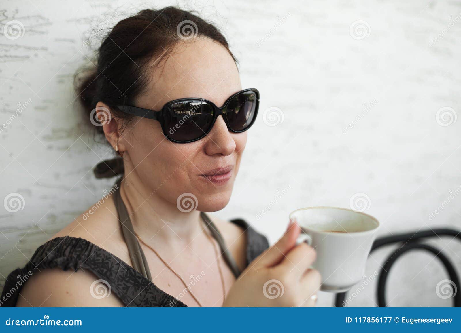 Woman In Dark Sunglasses Drinks Coffee Stock Image Image Of Cheerful Elegant 117856177