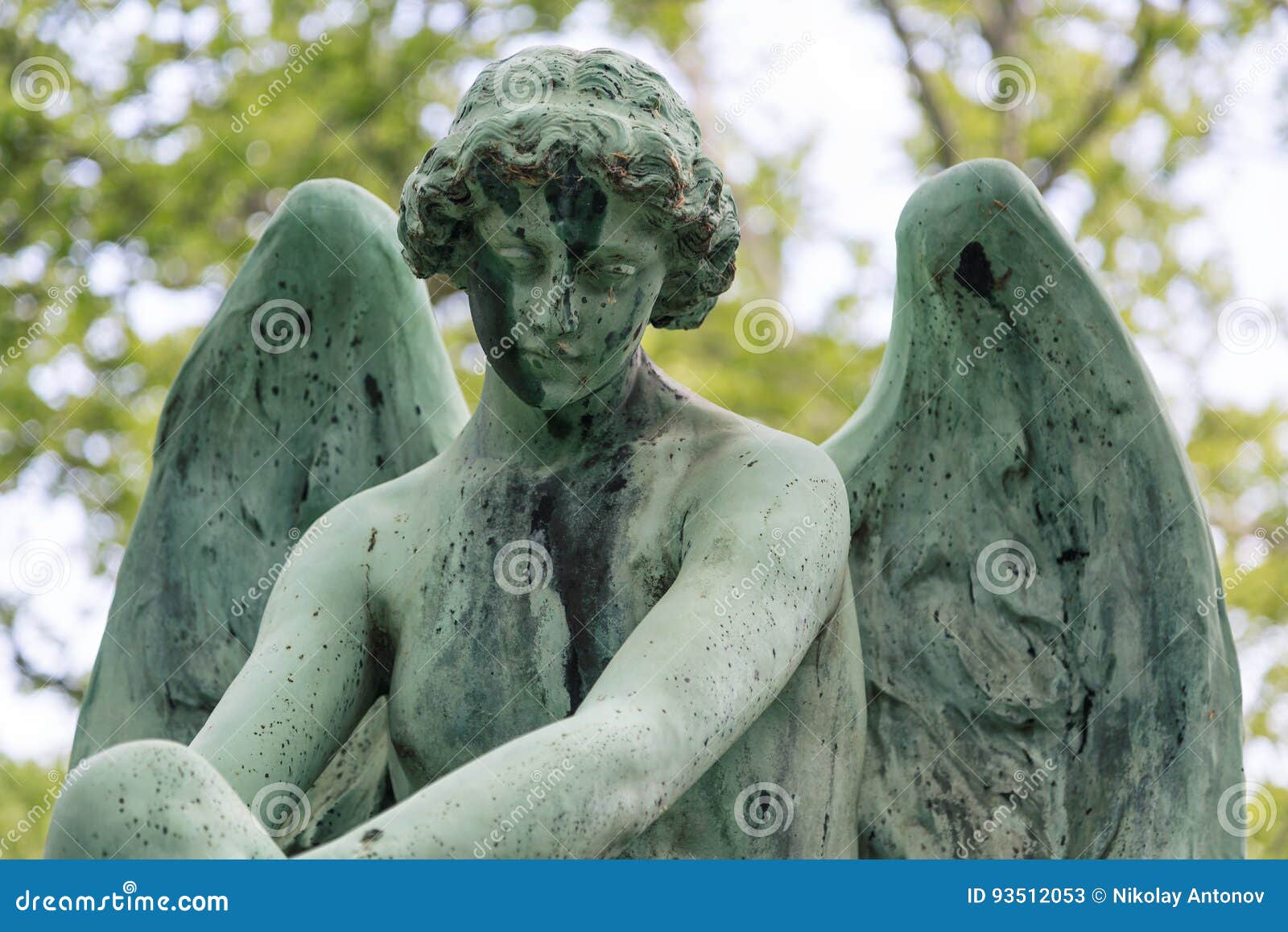 Young Angel Sculpture on a Tomb at a Graveyard Stock Image - Image of ...